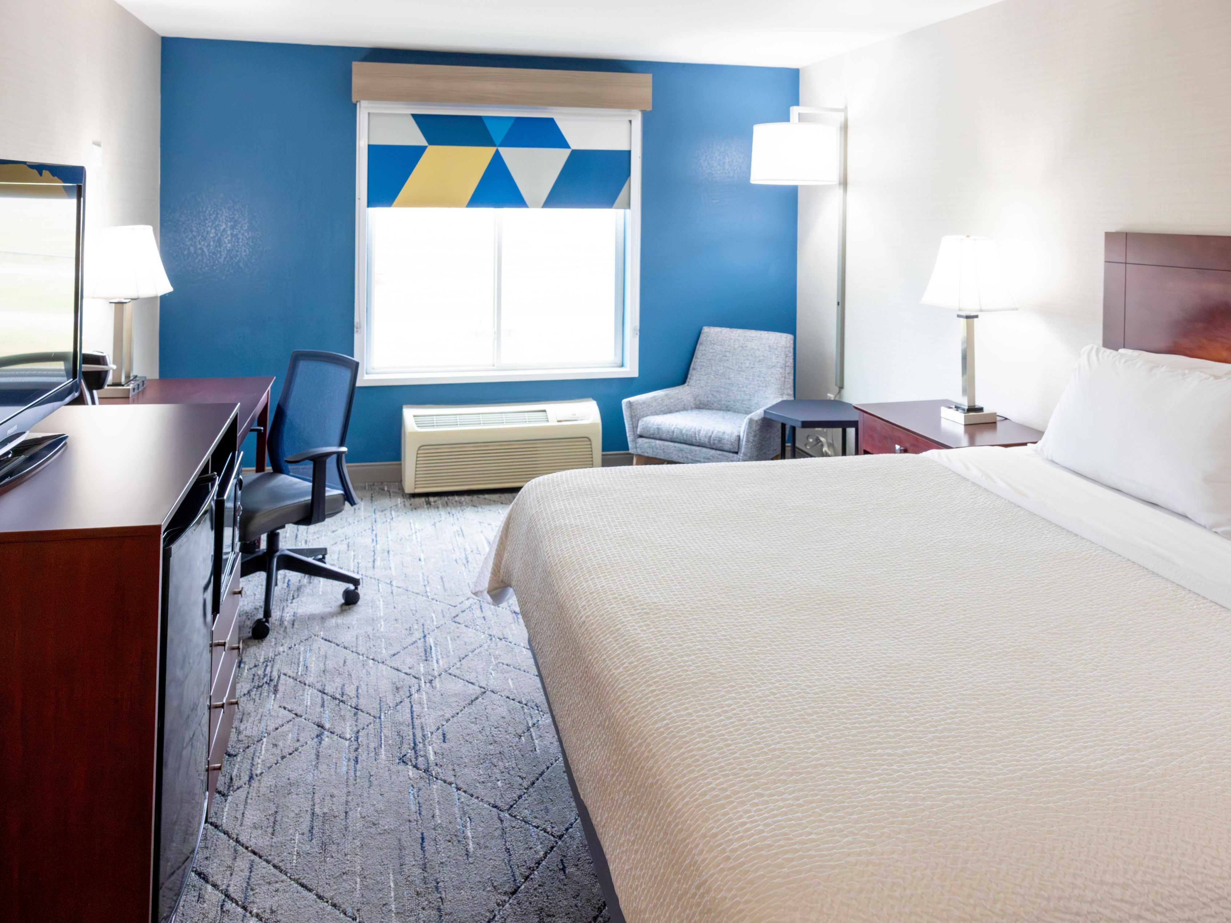 Wichita Airport Hotel | Holiday Inn Express & Suites Near ICT and ...