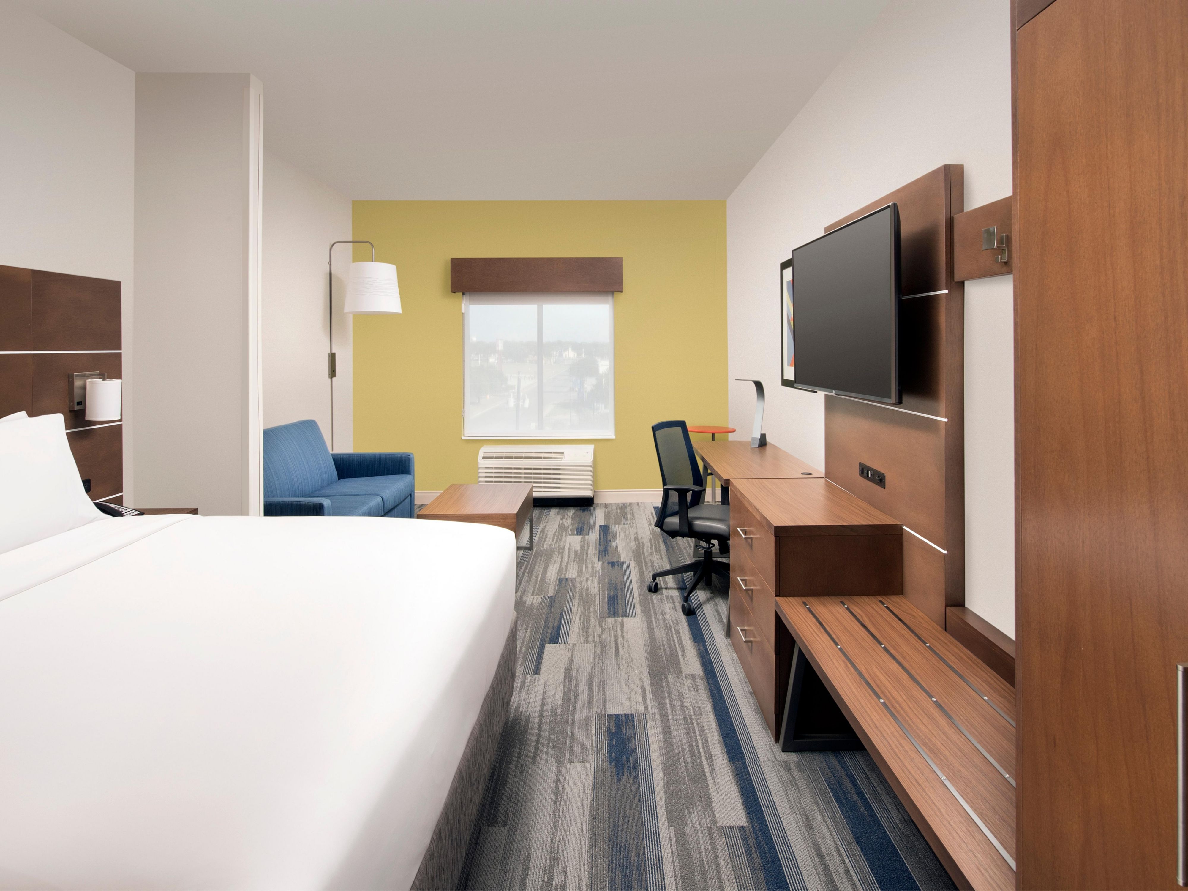 Holiday Inn Express & Suites San Antonio North - Windcrest Guest Room ...