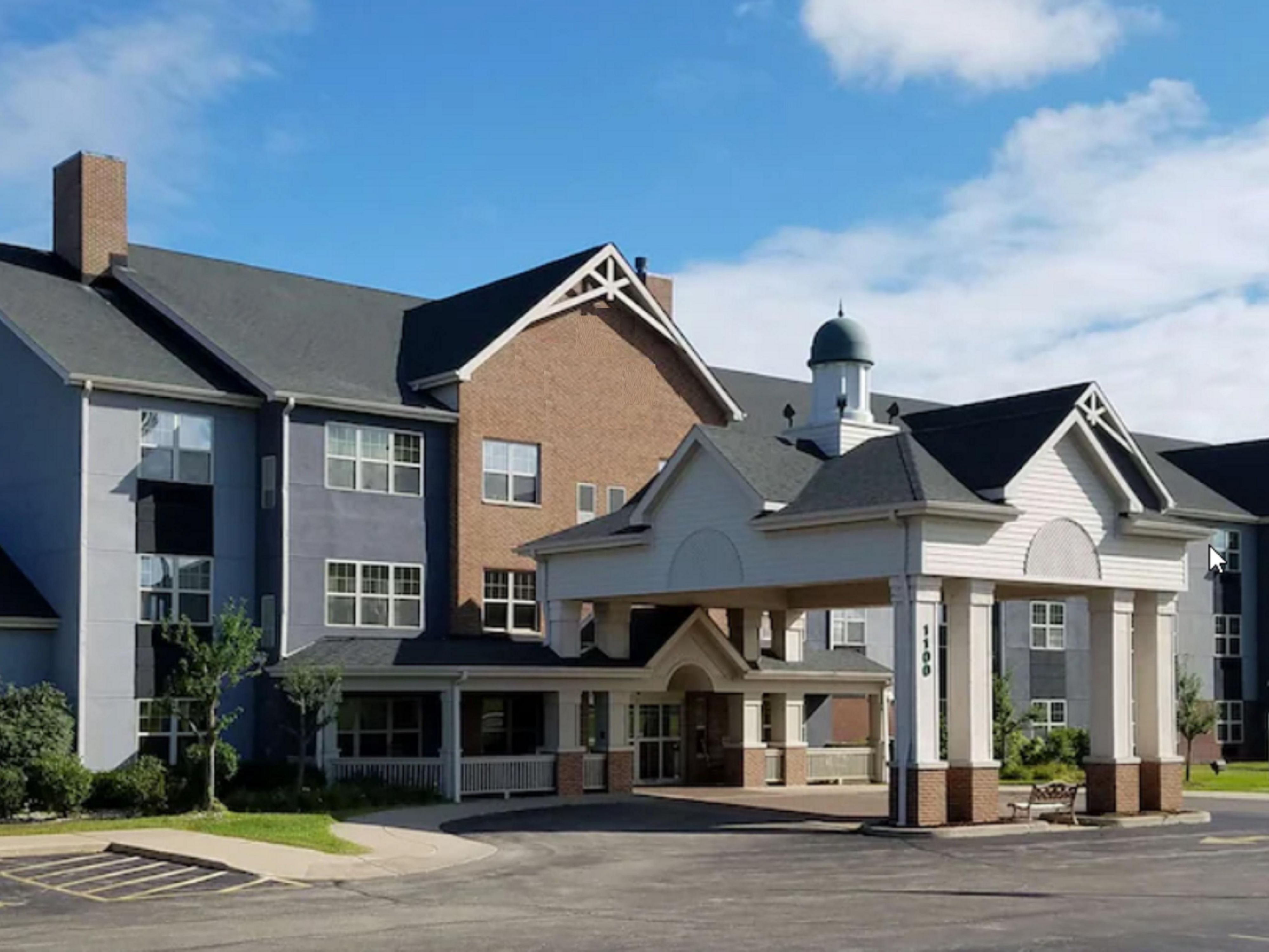 Holiday Inn Express & Suites Zion - Zion, United States