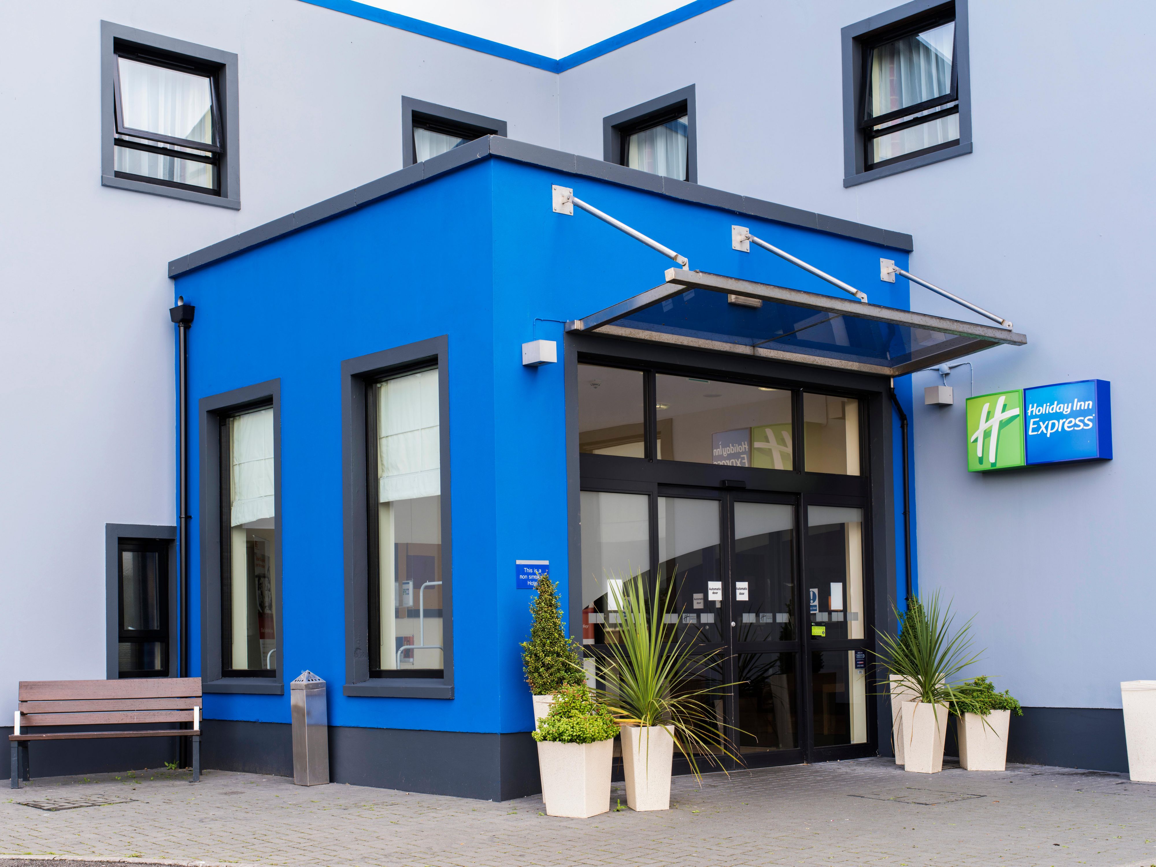Holiday Inn Express Antrim - M2, Jct.1 Hotel by IHG