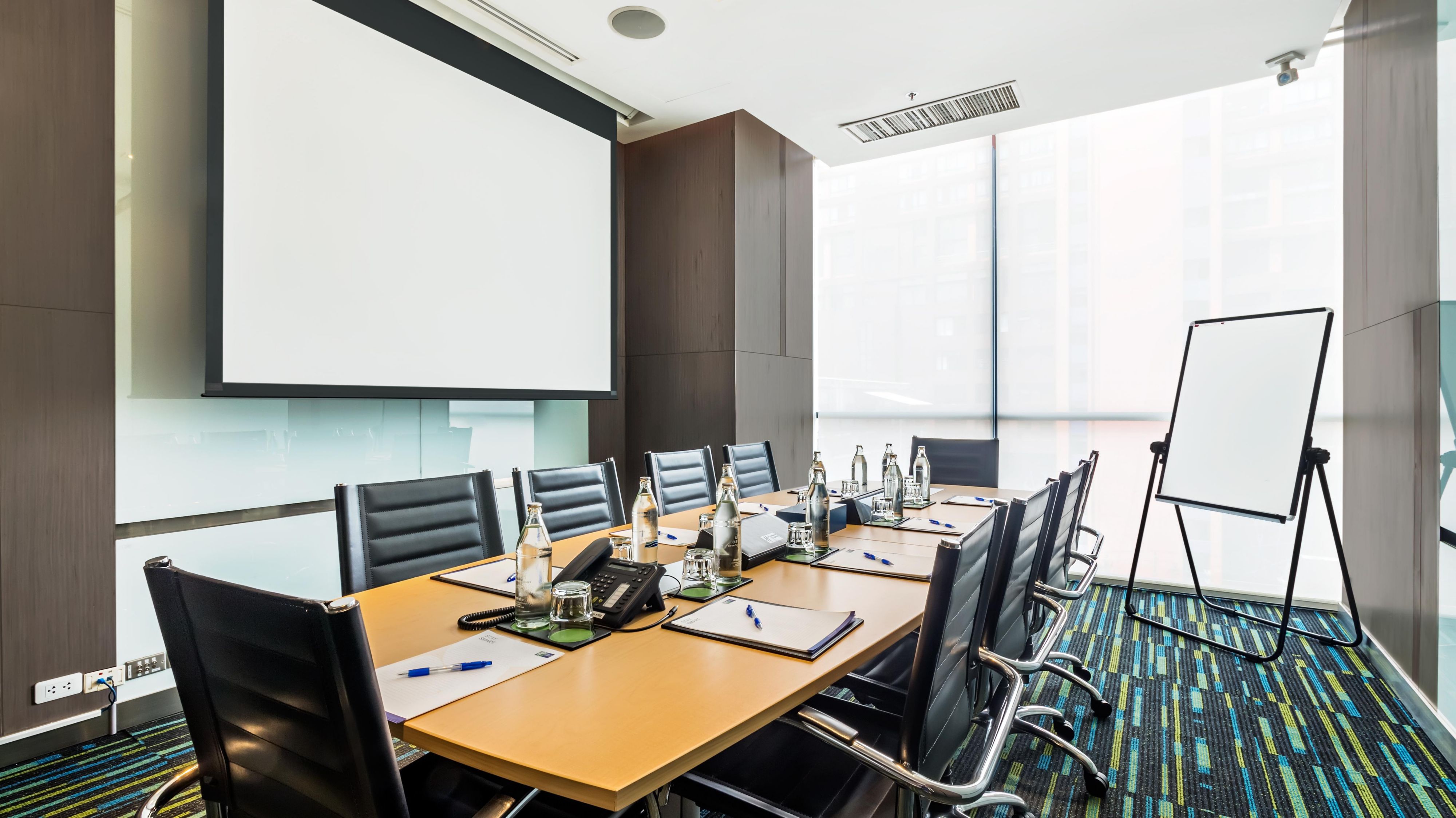 Holiday Inn Express Bangkok Siam Hotel by IHG