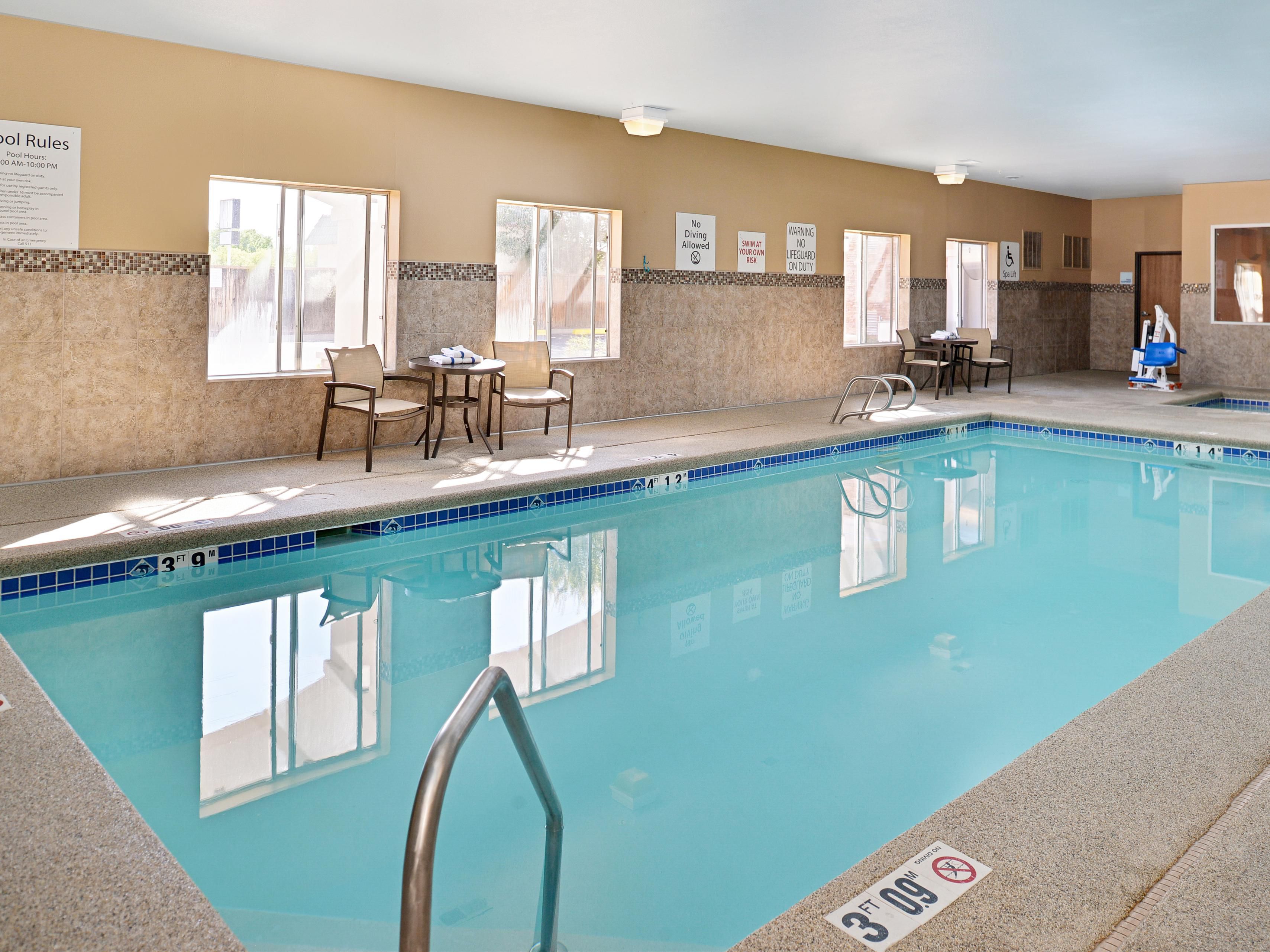 Holiday Inn Express Albuquerque N - Bernalillo - Bernalillo,
