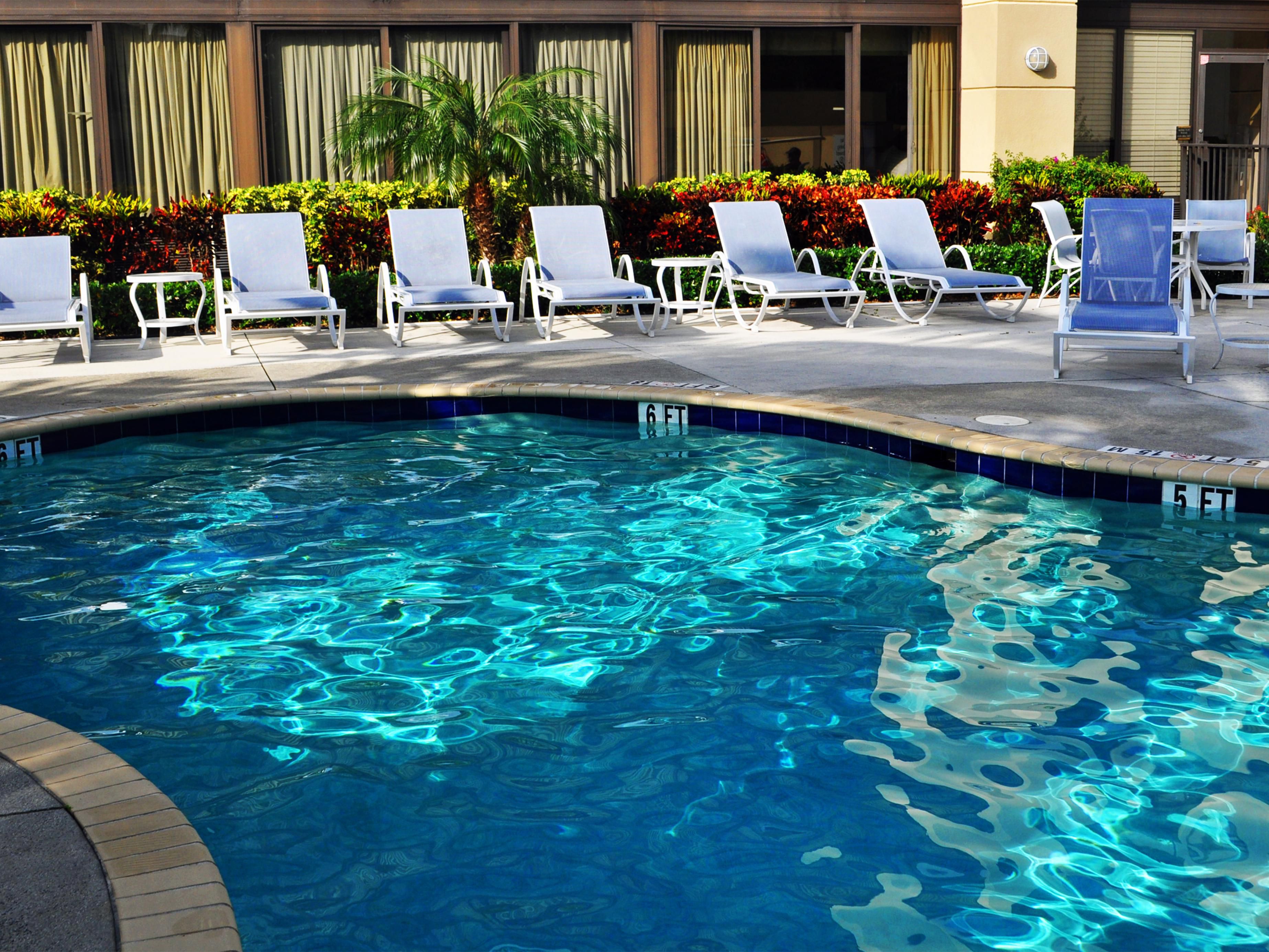 Hotels in West Boca Raton, FL | Holiday Inn Express Boca Raton-West