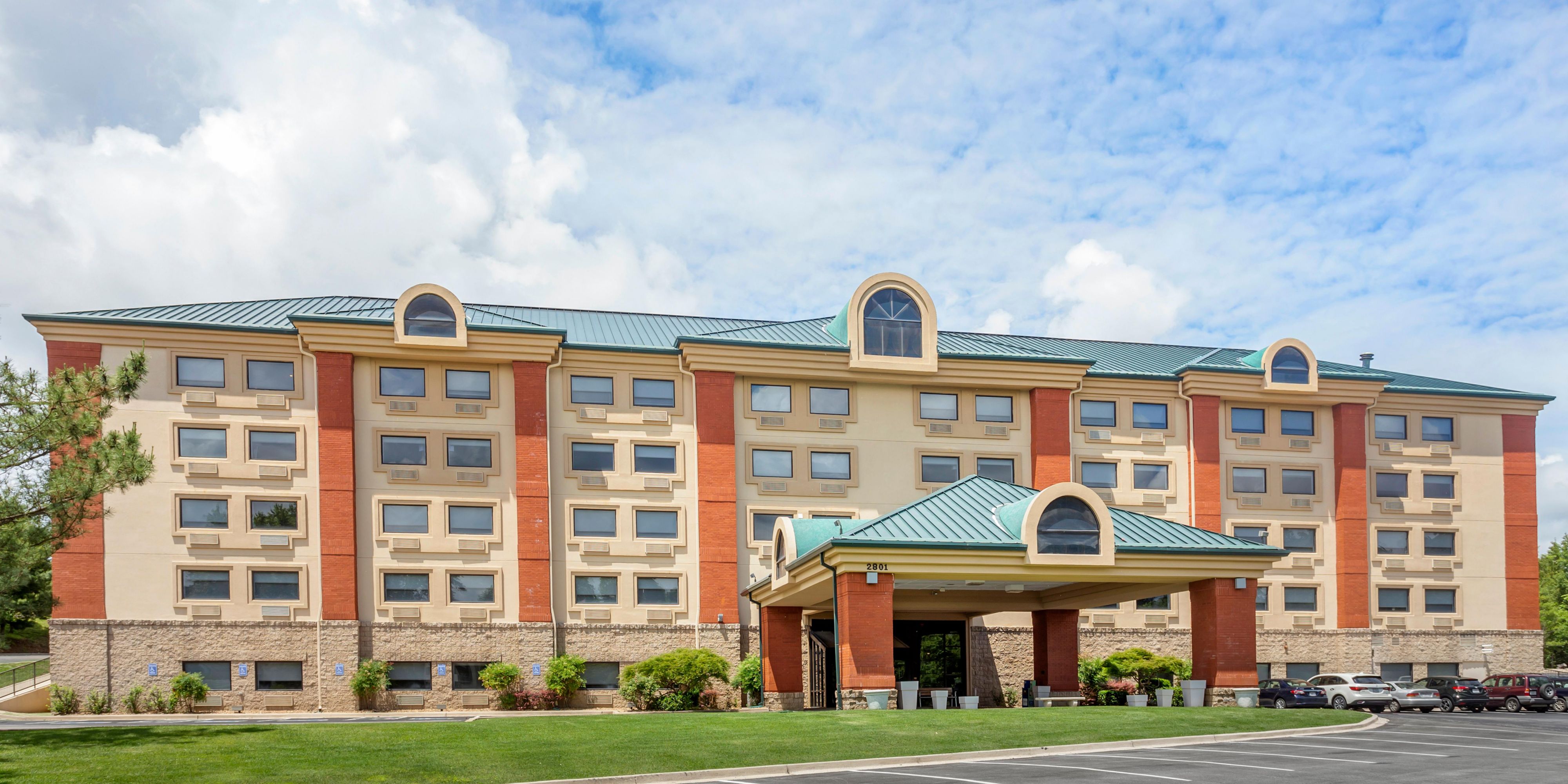 Holiday Inn Express Branson-Green Mountain Drive Map & Driving ...