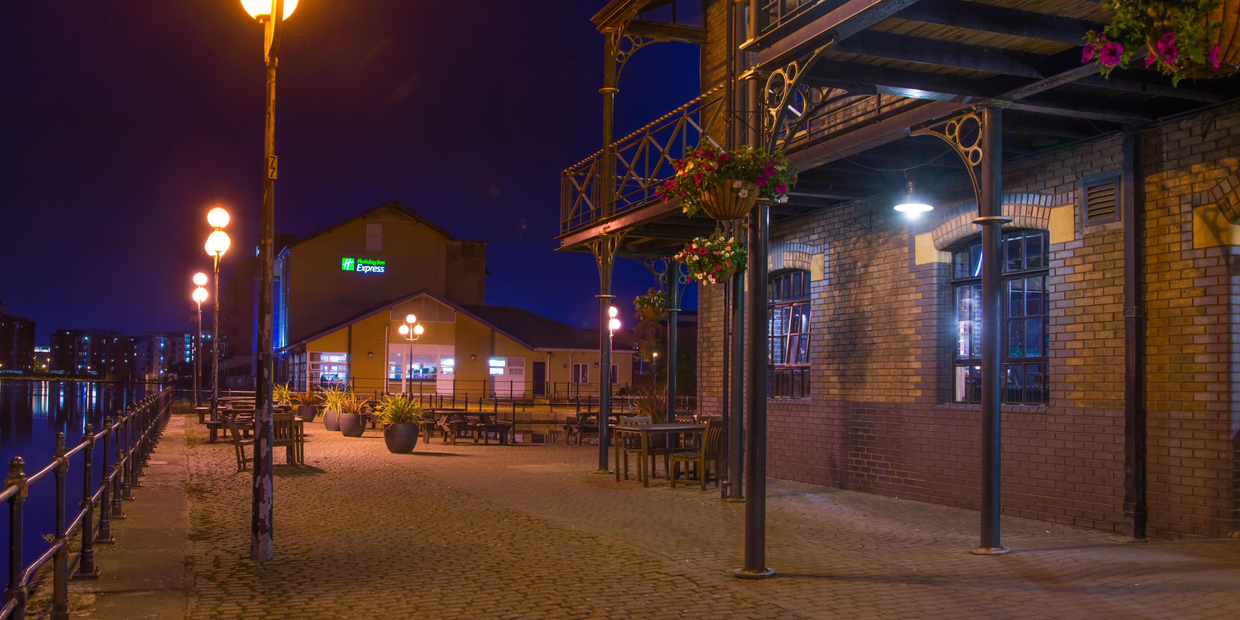 Mapa e instrucciones para llegar en automóvil al Holiday Inn Express ...