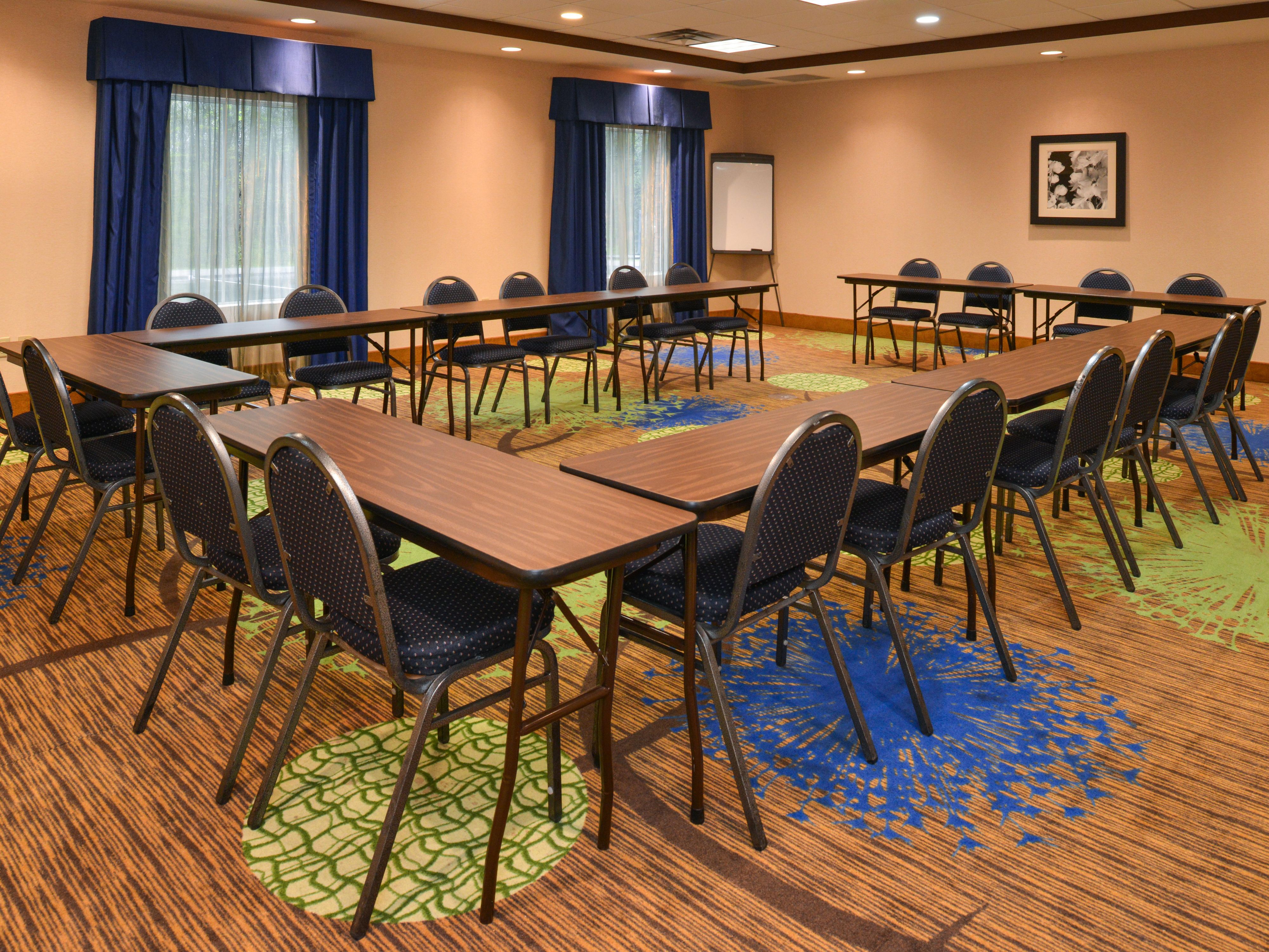 Columbia, TN Hotel near I-65 | Holiday Inn Express Columbia