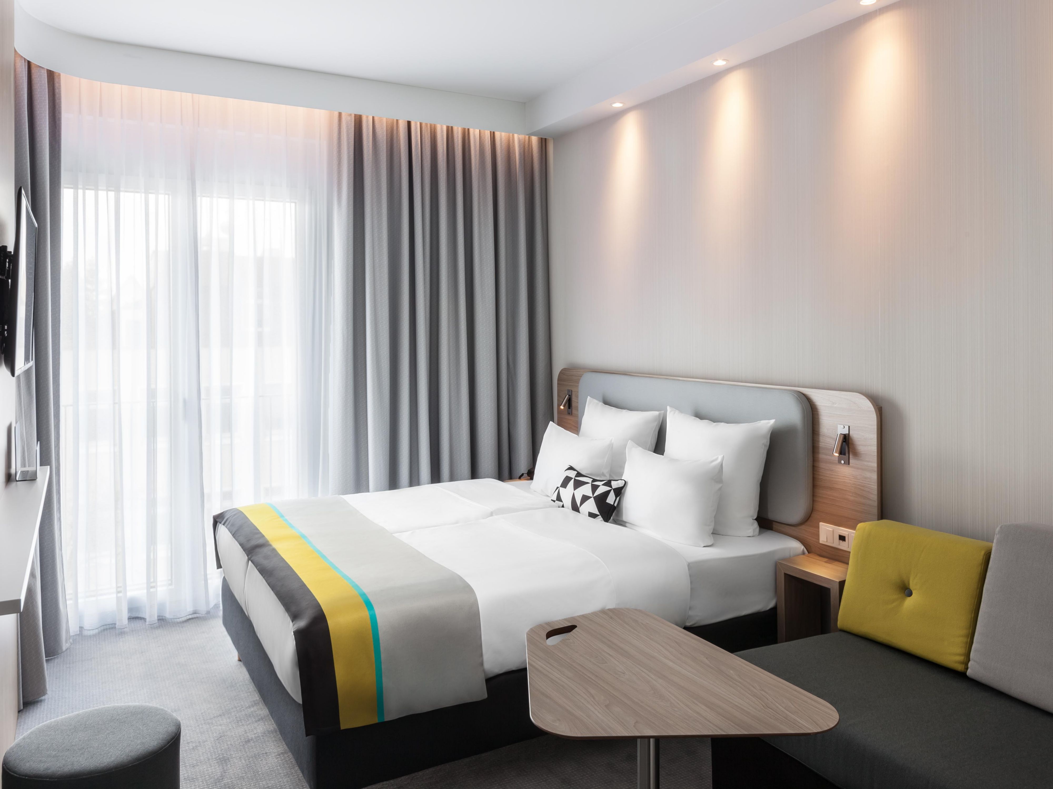 Holiday Inn Express Düsseldorf - Hauptbahnhof IHG Hotel