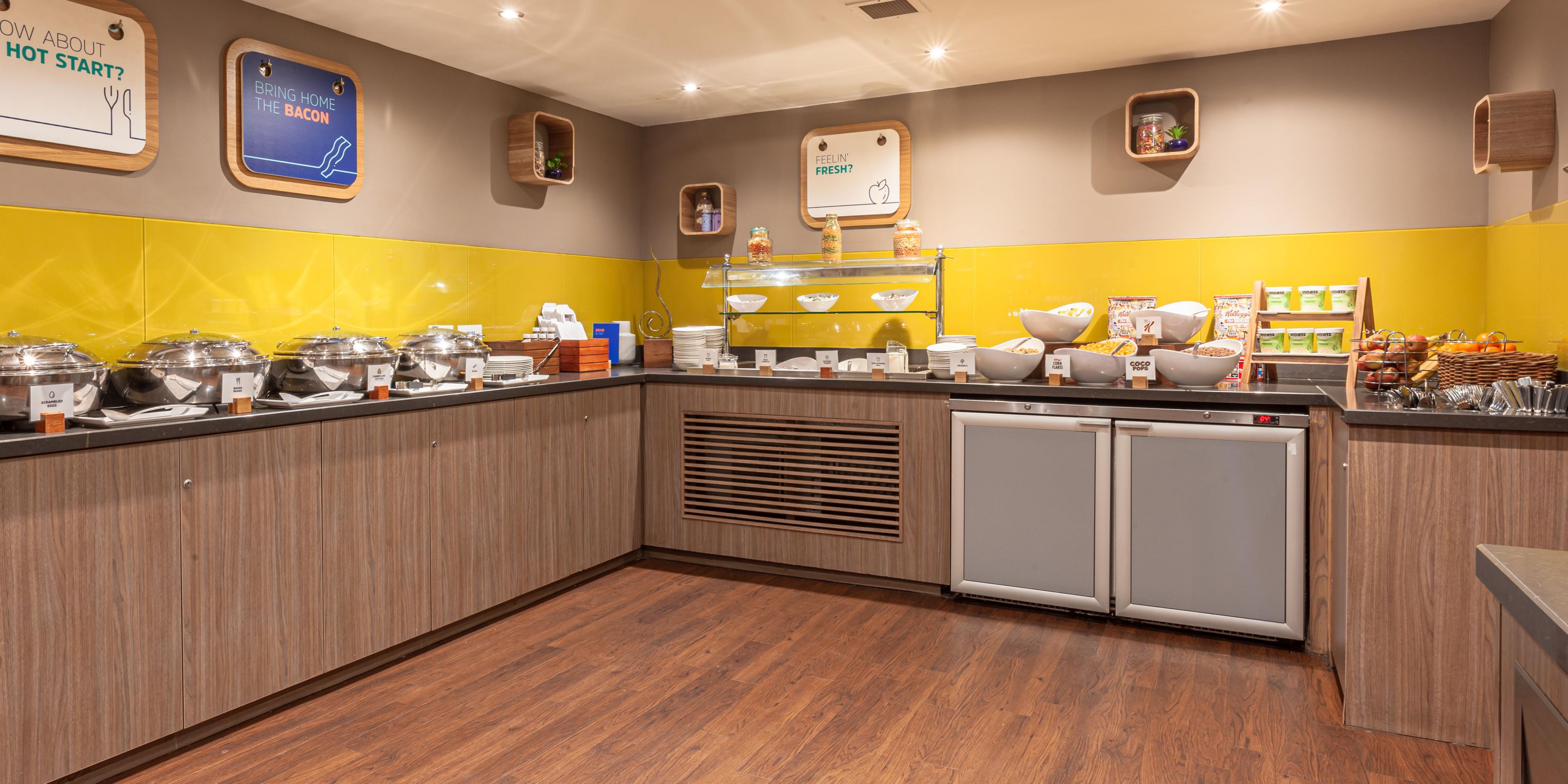 Holiday Inn Express Edinburgh Airport Hotel by IHG