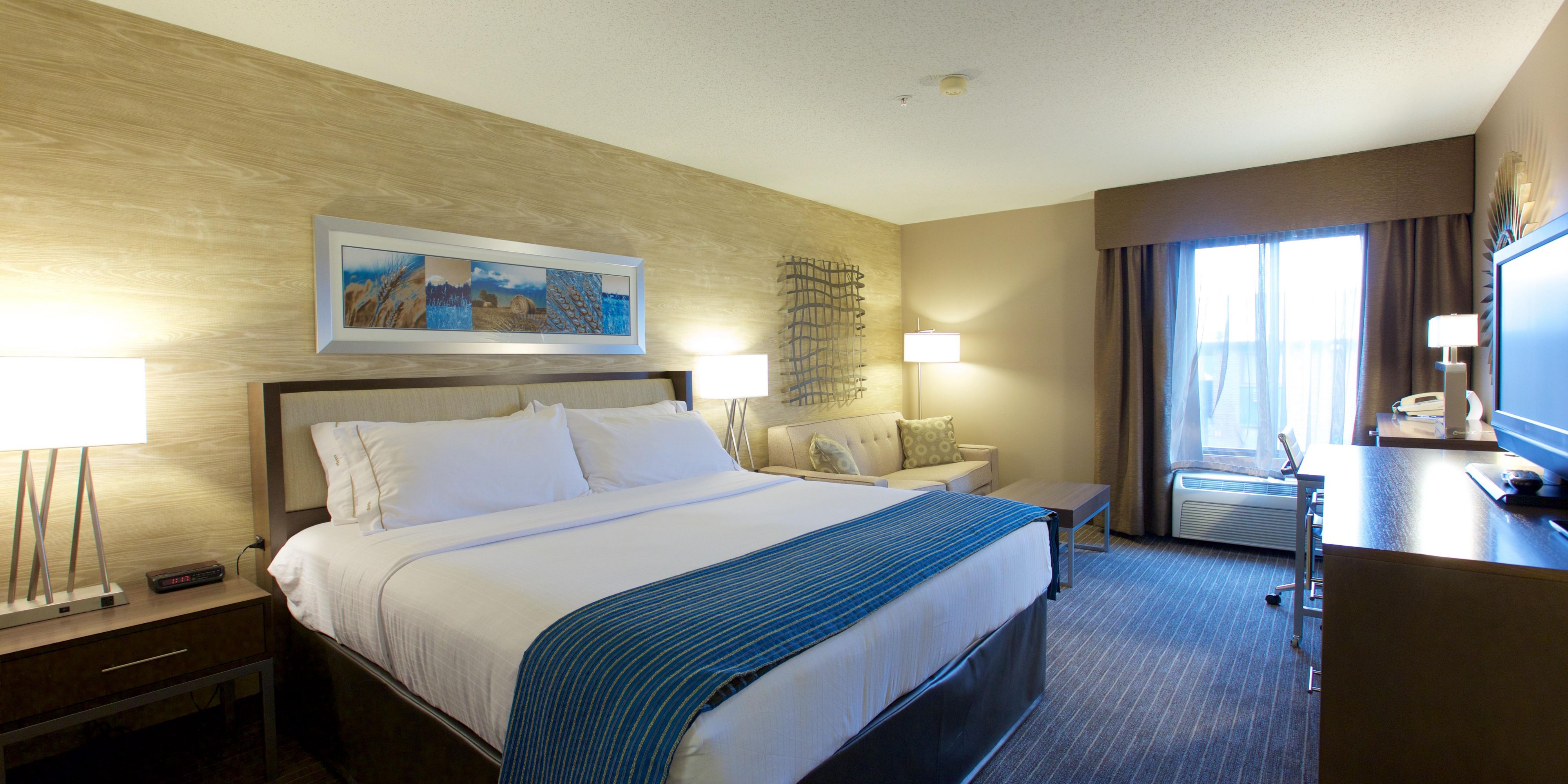 Hotels in Fargo, ND | Holiday Inn Express Fargo-West Acres