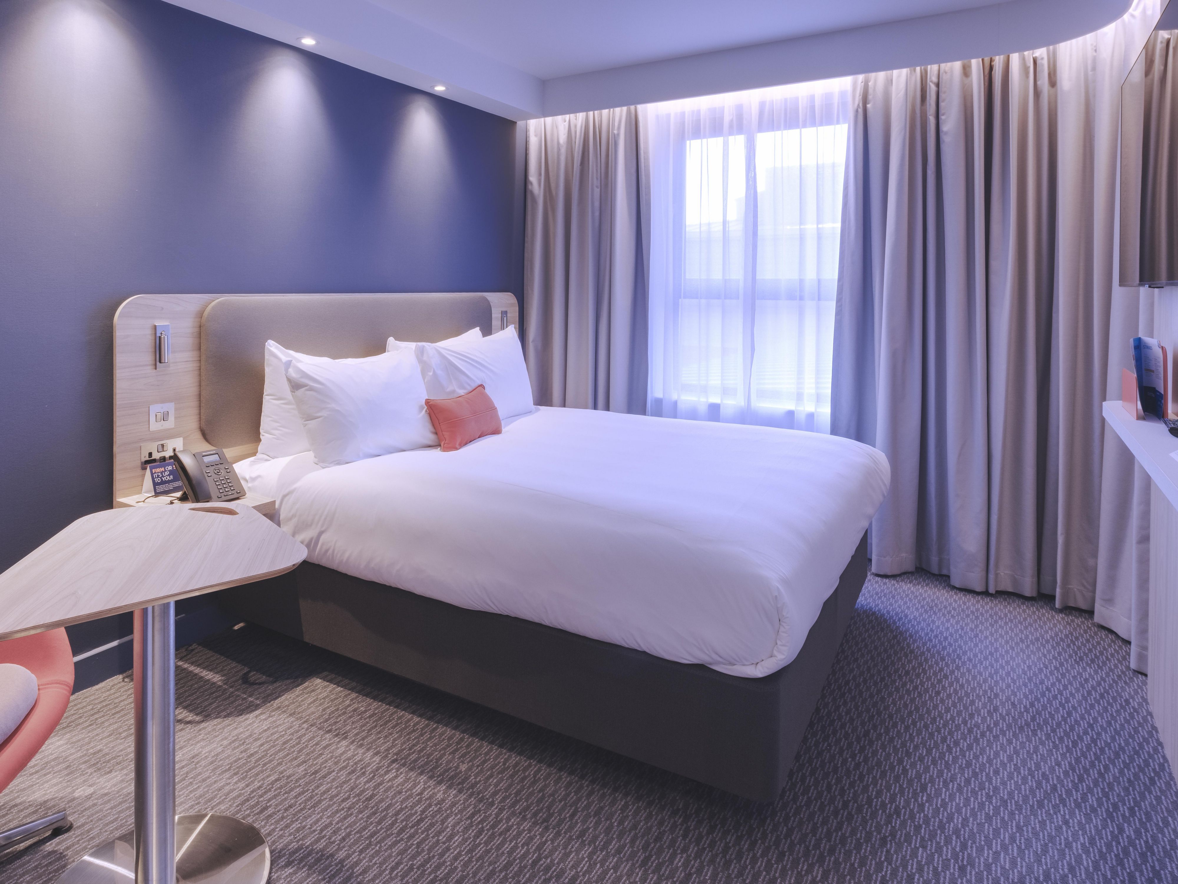 Holiday Inn Express Fleet Hotel by IHG