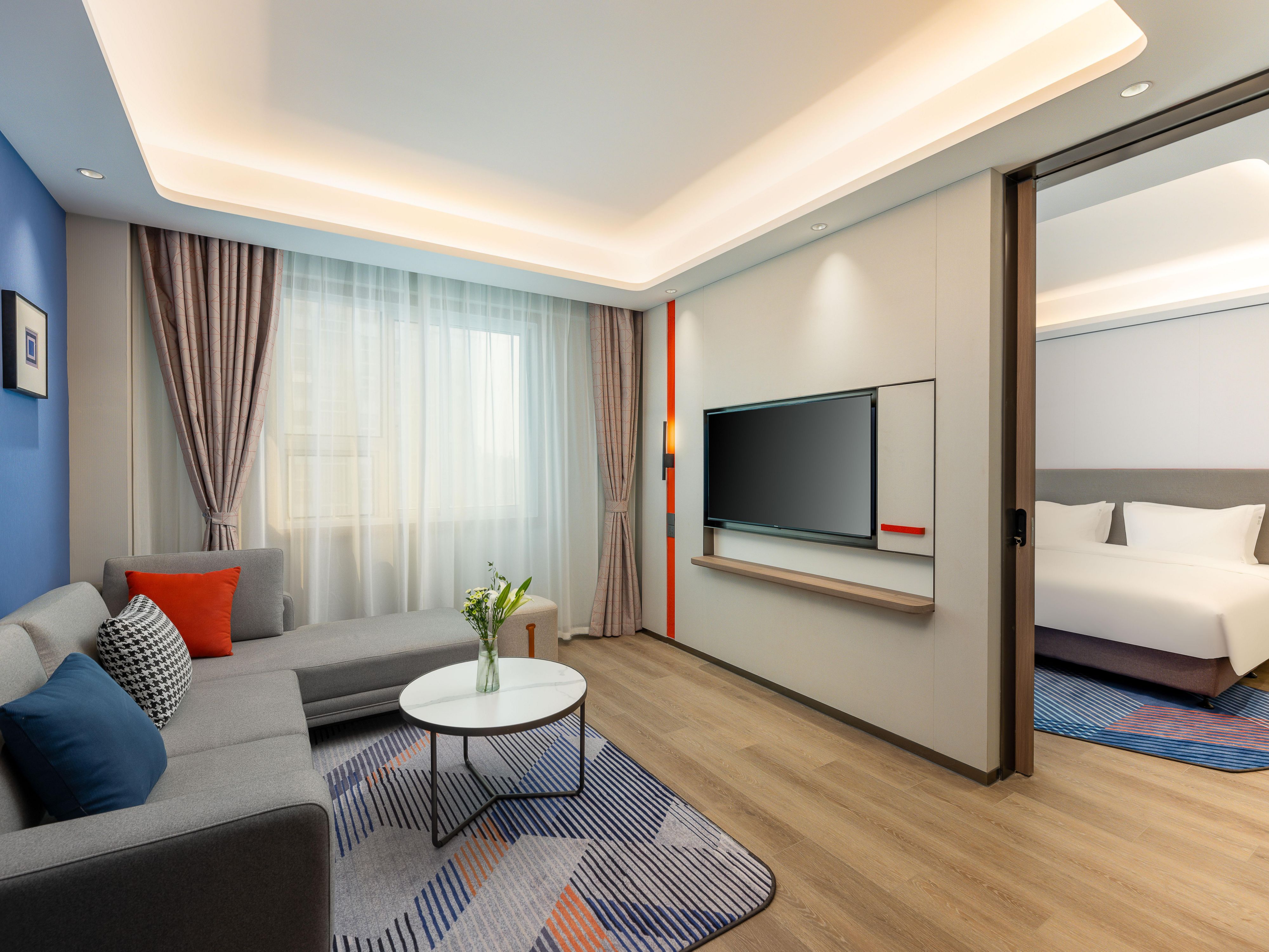 Holiday Inn Express Hefei South Guest Room & Suite Options