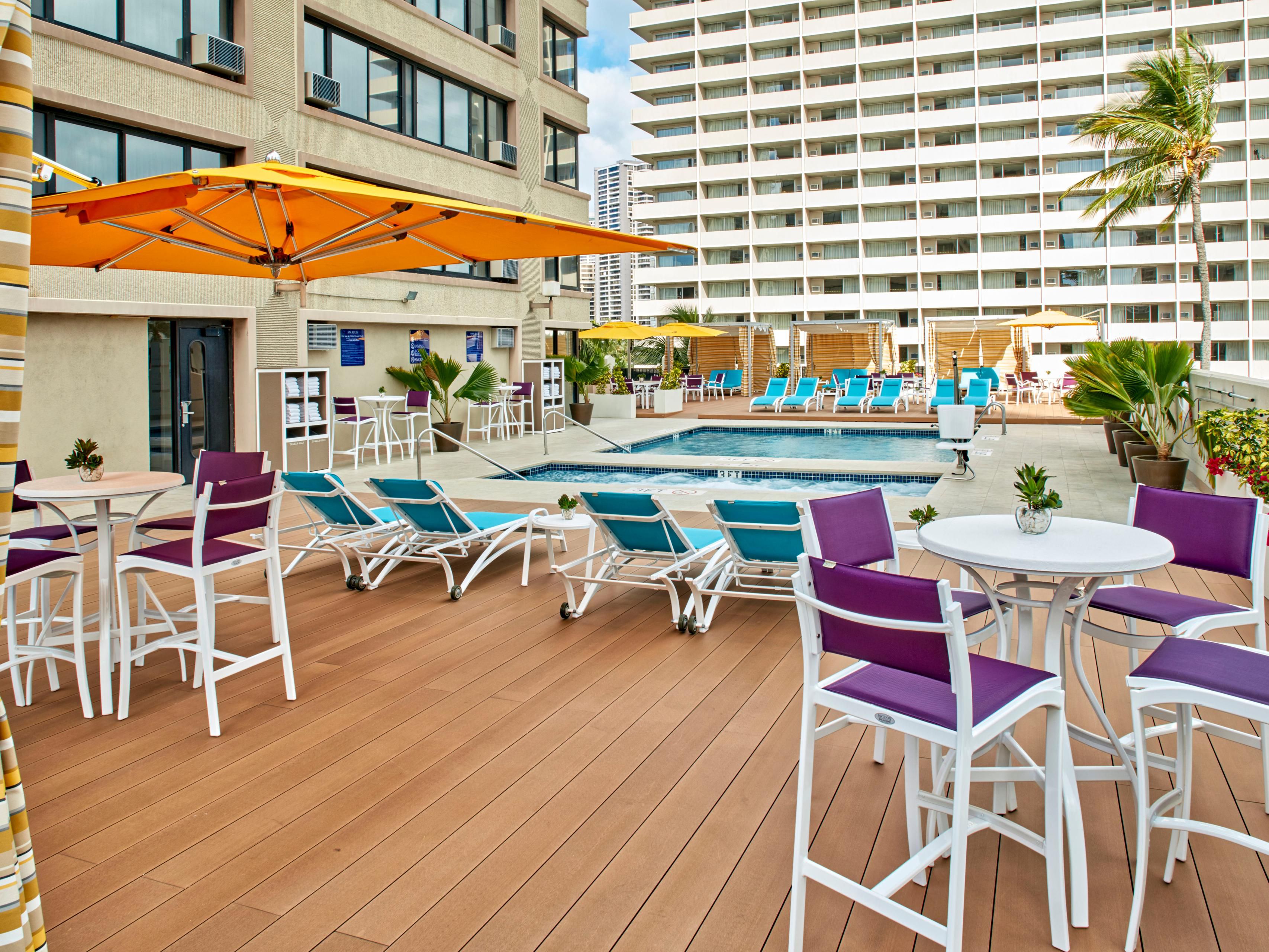 Affordable Waikiki Hotel | Holiday Inn Express Waikiki