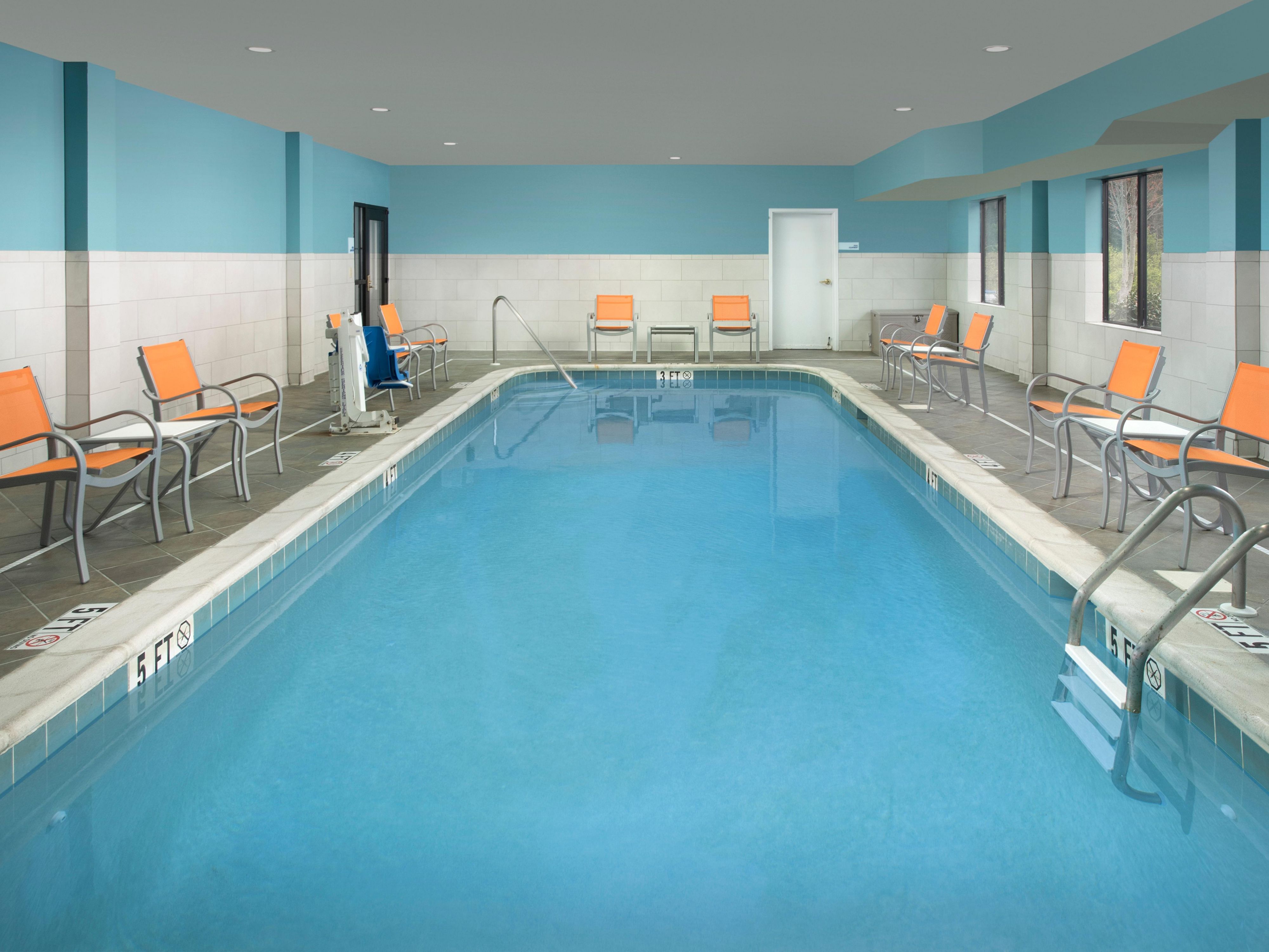 Pet-Friendly Hotel In Knoxville, TN | Holiday Inn Express Knoxville ...