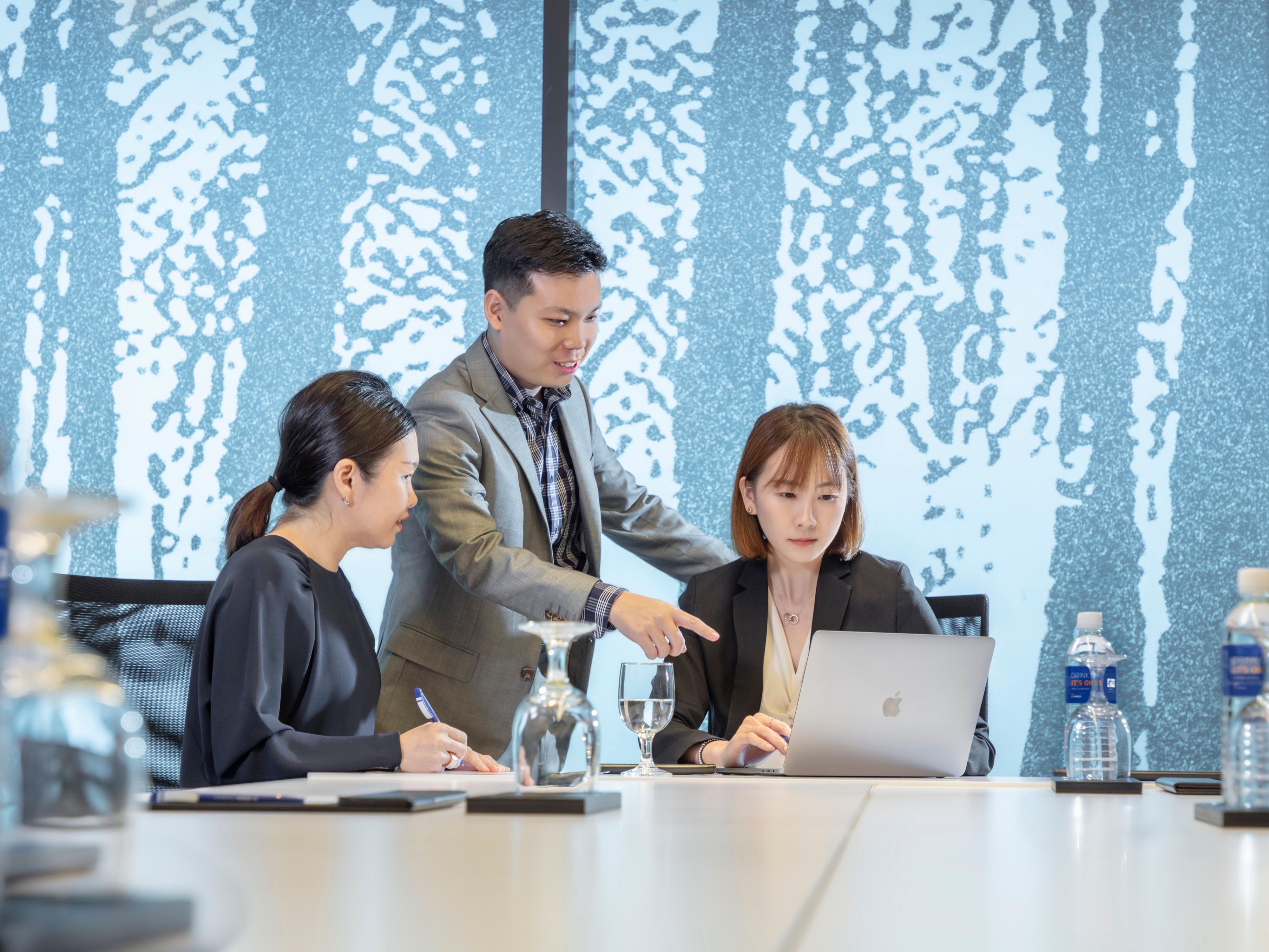 Hotel in Sabah | Holiday Inn Express Kota Kinabalu City Centre