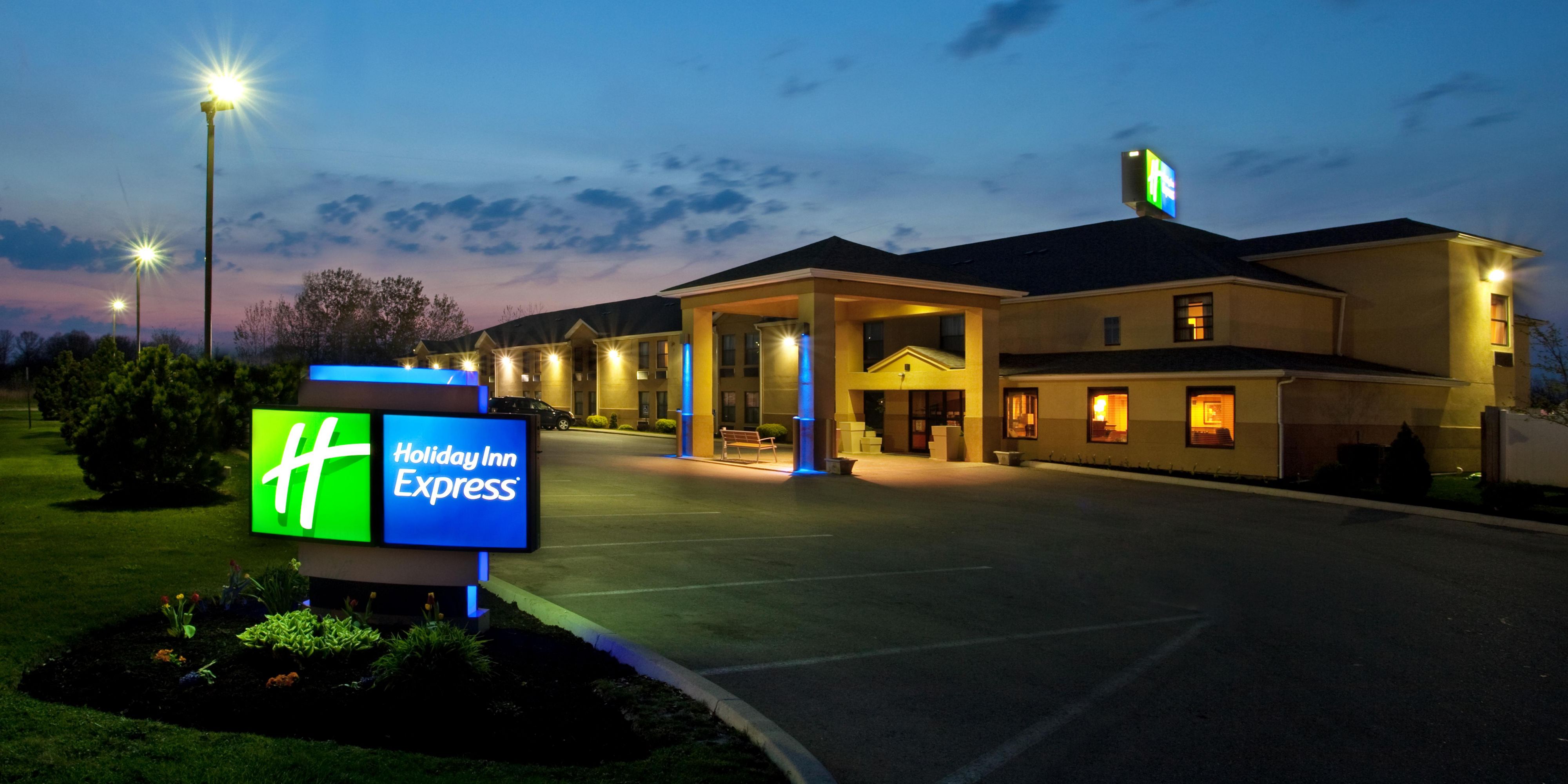 Holiday Inn Express London-I-70 Map & Driving Directions | Parking ...