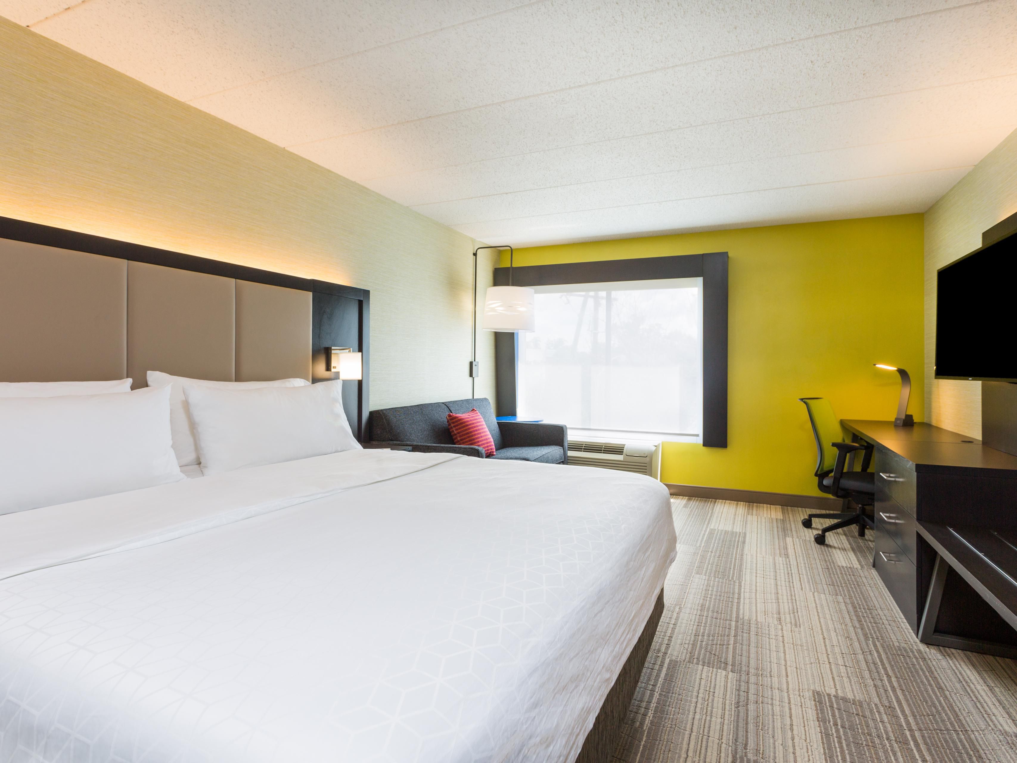 Rooms & Suites