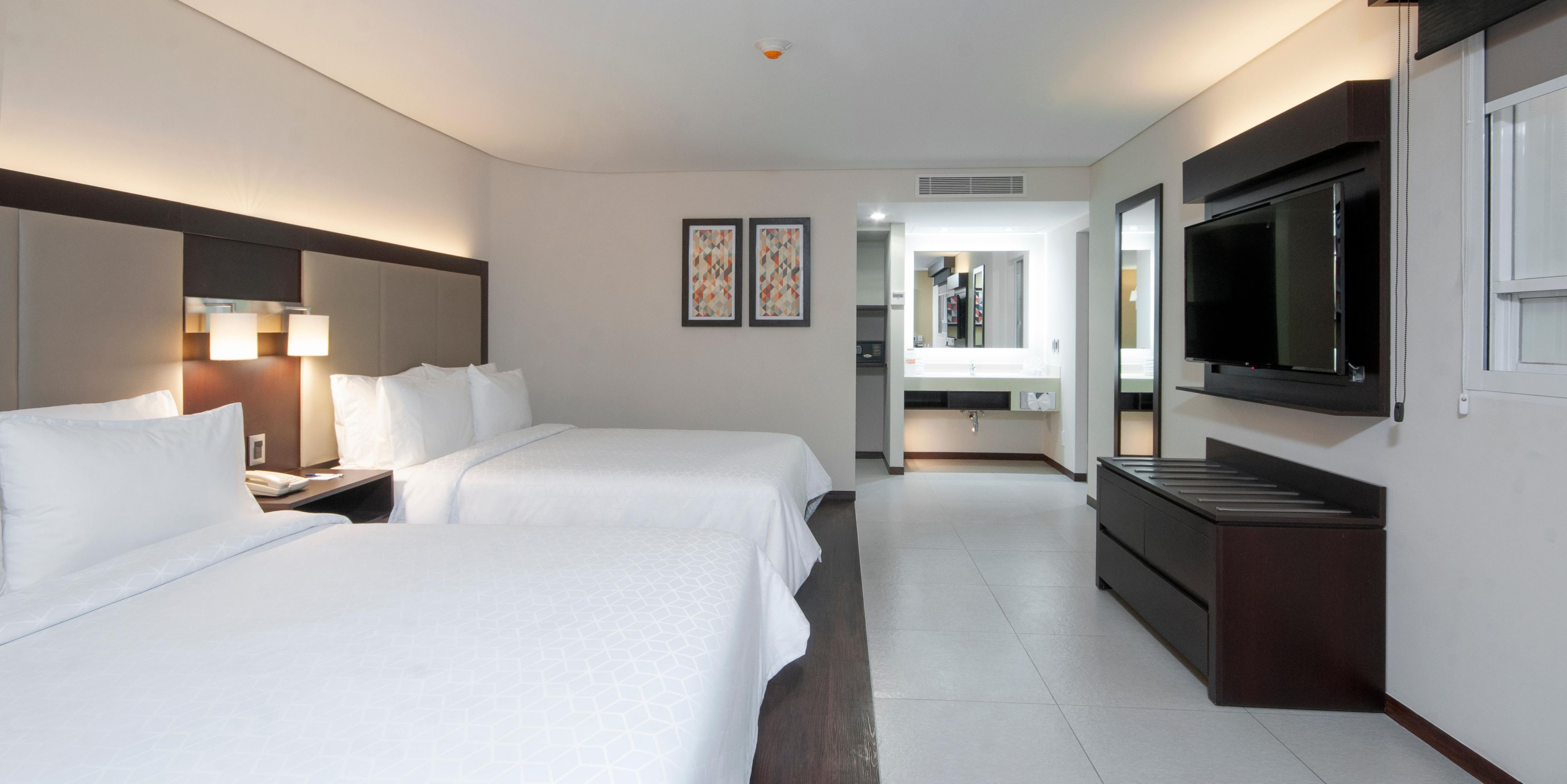 Mexico City Hotel | Holiday Inn Express Mexico Basilica