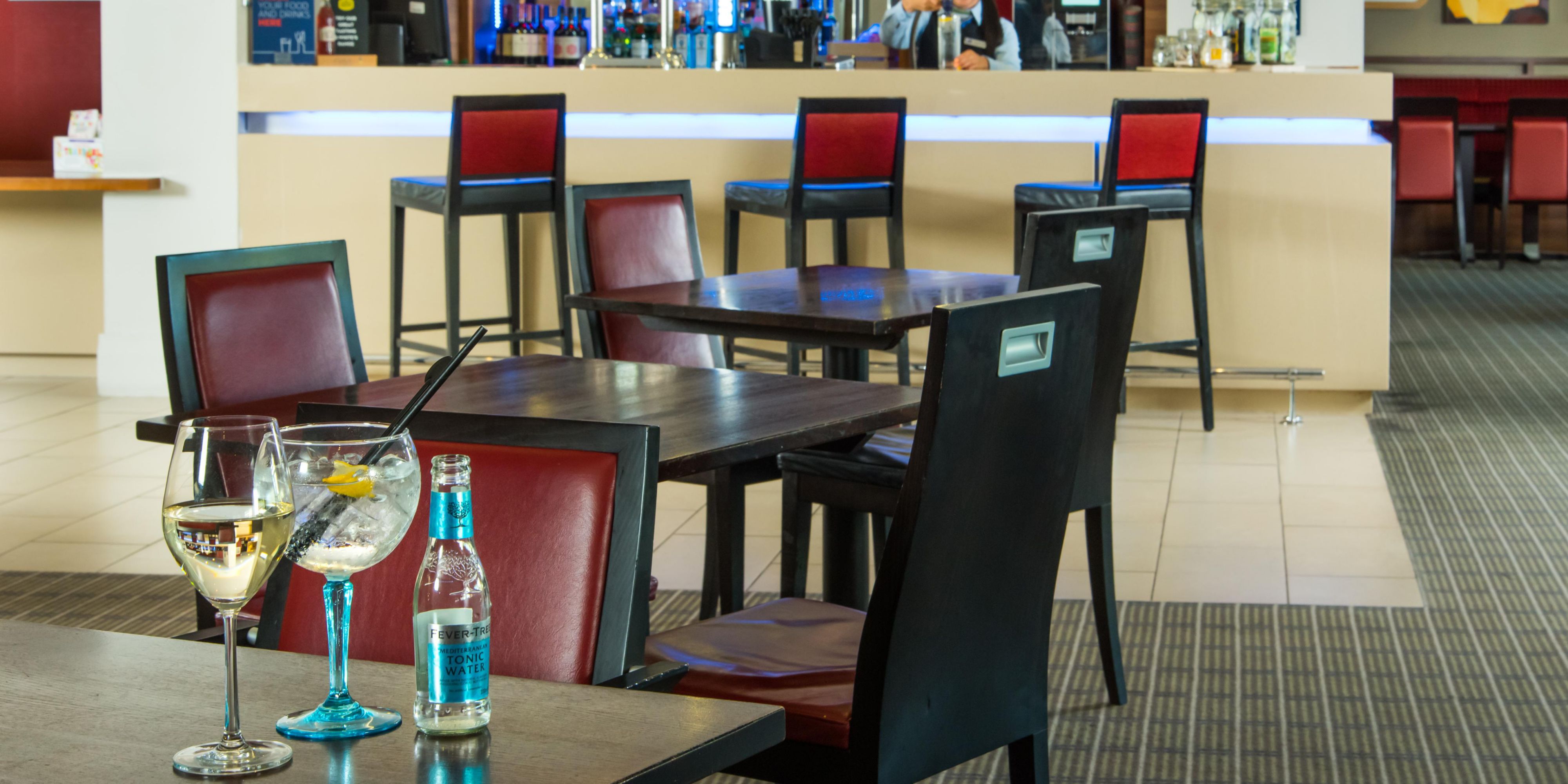 Restaurants Near Holiday Inn Express Milton Keynes