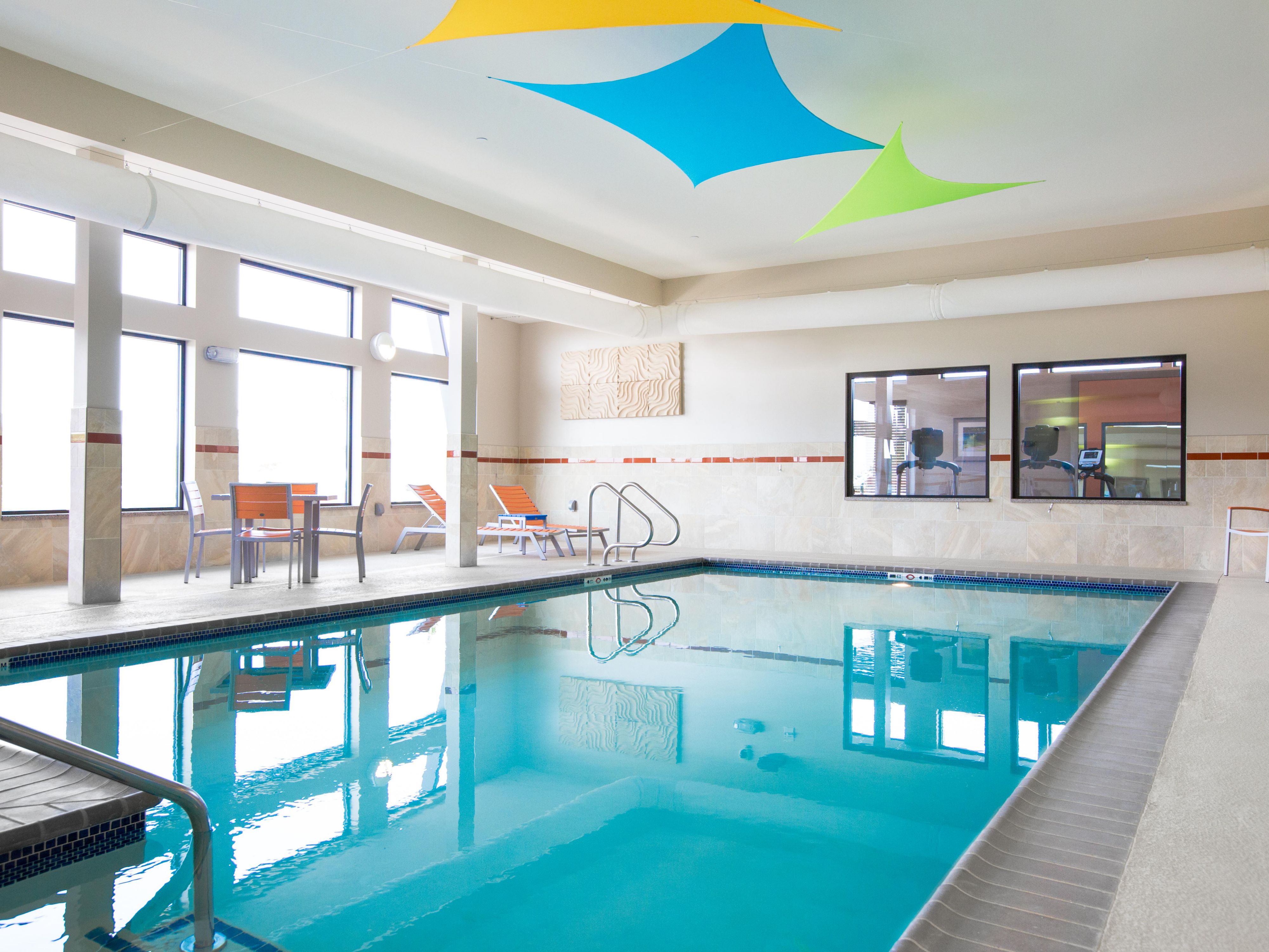 Affordable Hotel in Moline, IL | Holiday Inn Express Moline - Quad Cities