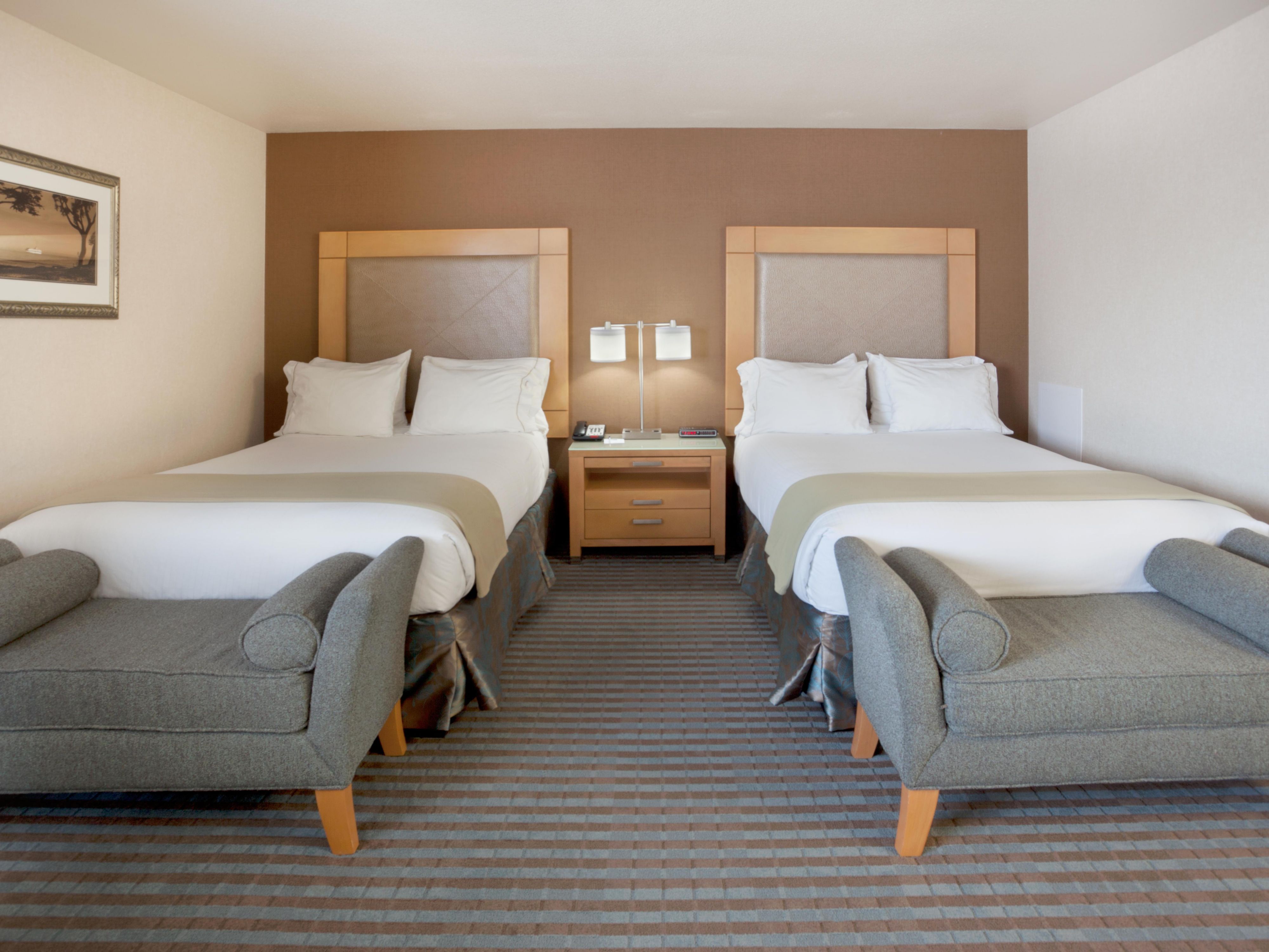 Rooms & Suites