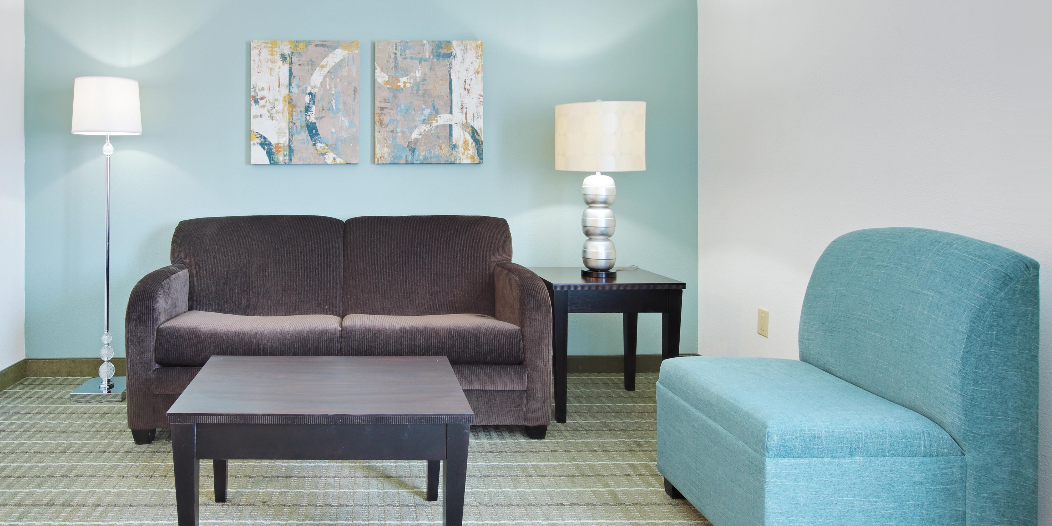 Rooms & Suites