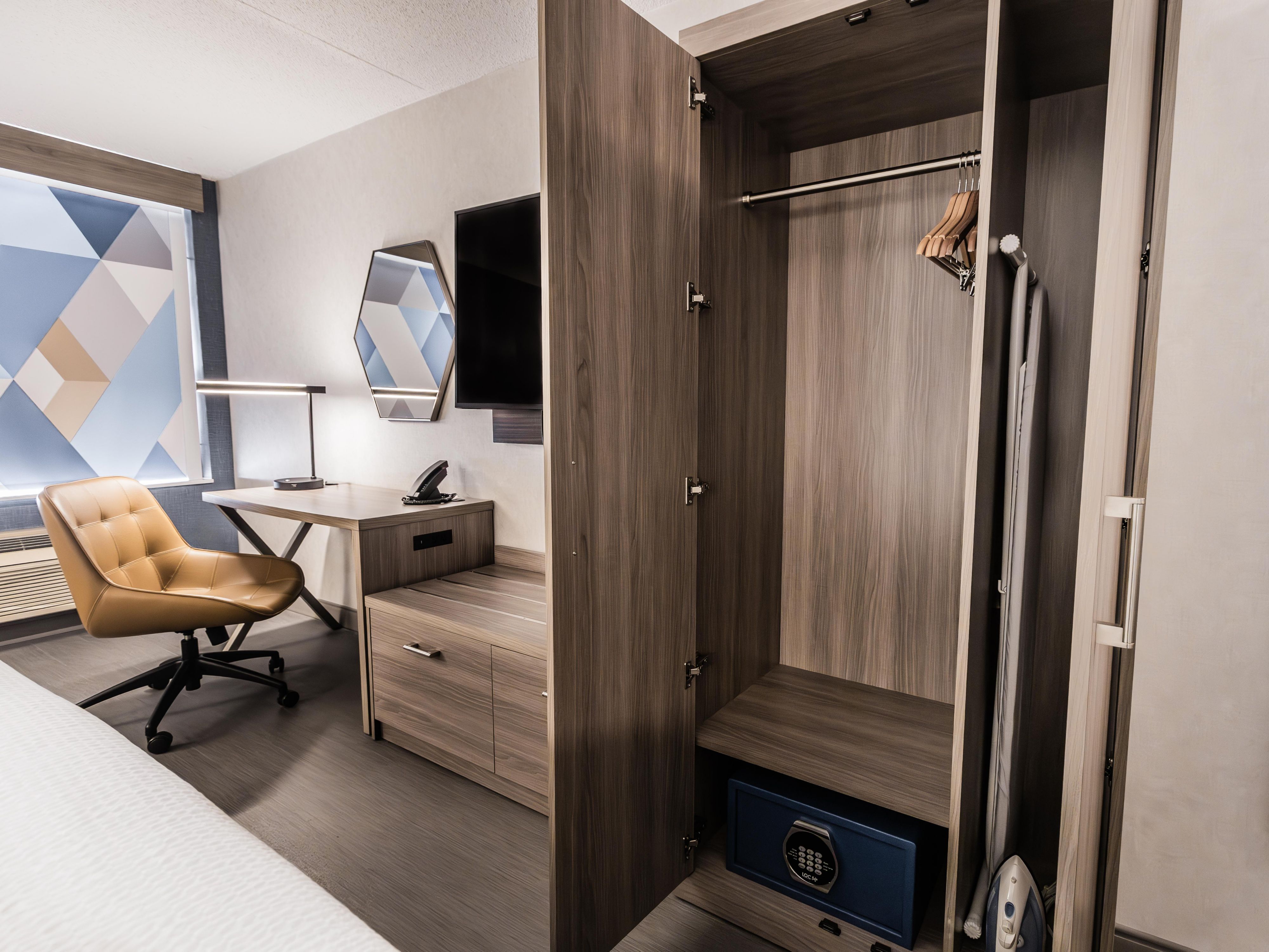 North York Accommodations | Holiday Inn Express Toronto-North York