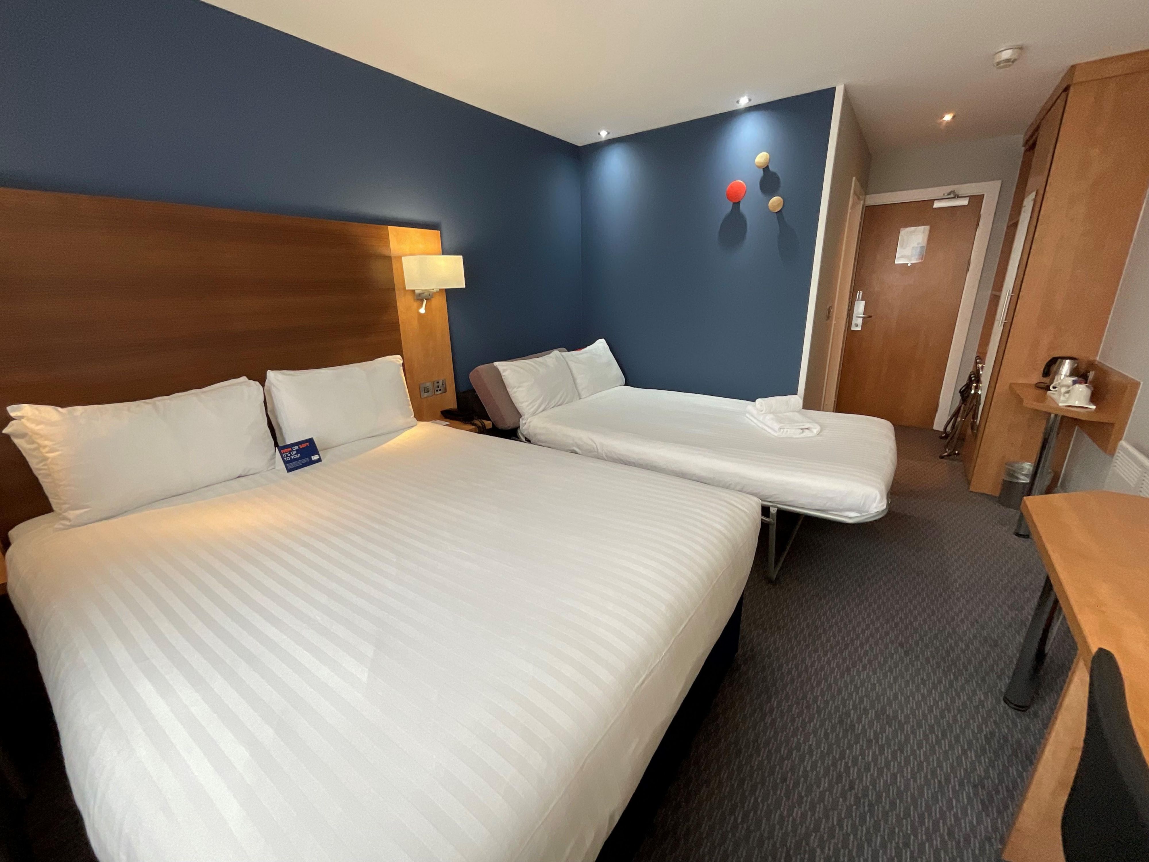 Hotels Near Nuneaton: Holiday Inn Express Nuneaton