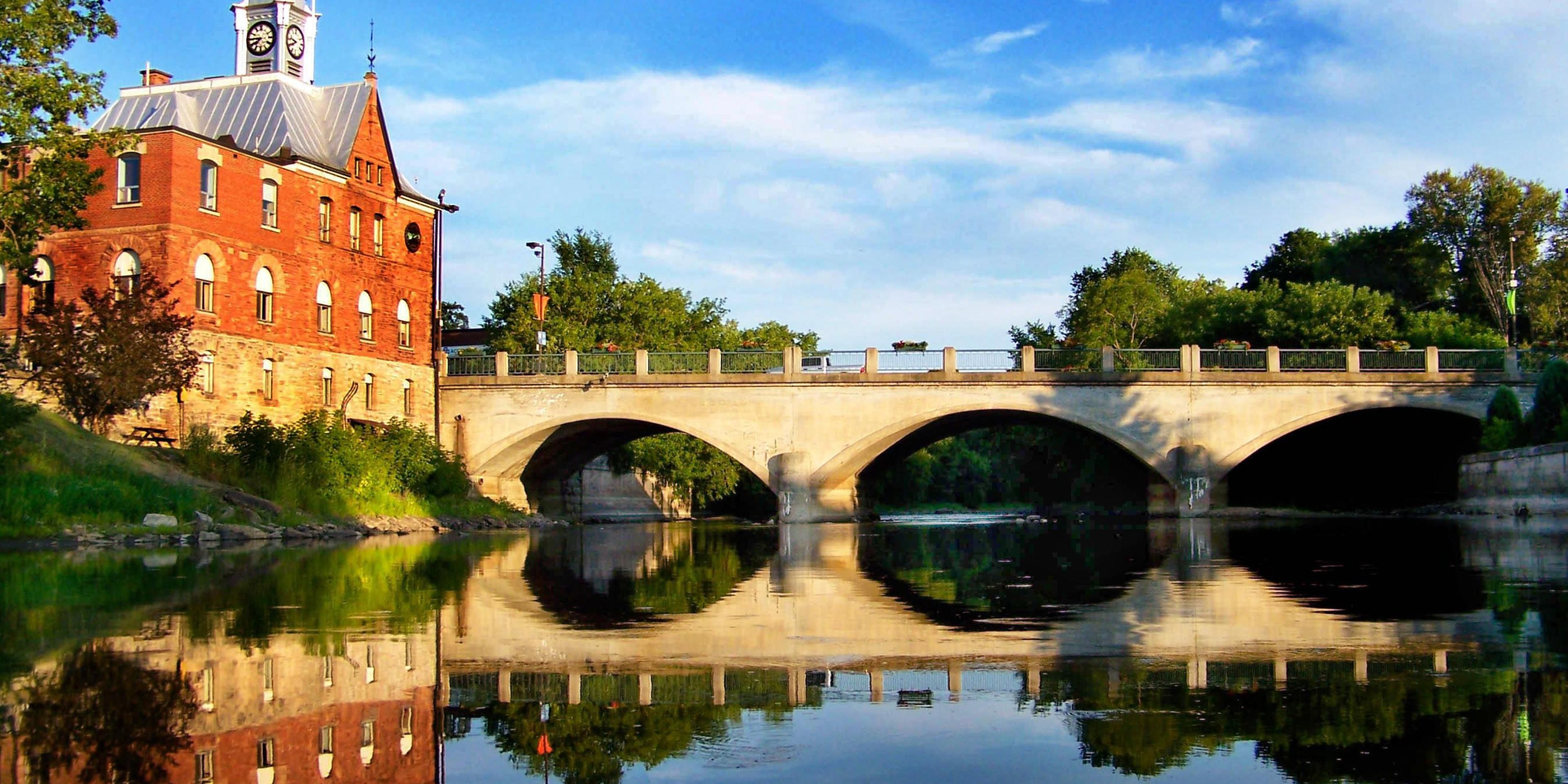 Holiday Inn Express Pembroke - Pembroke,