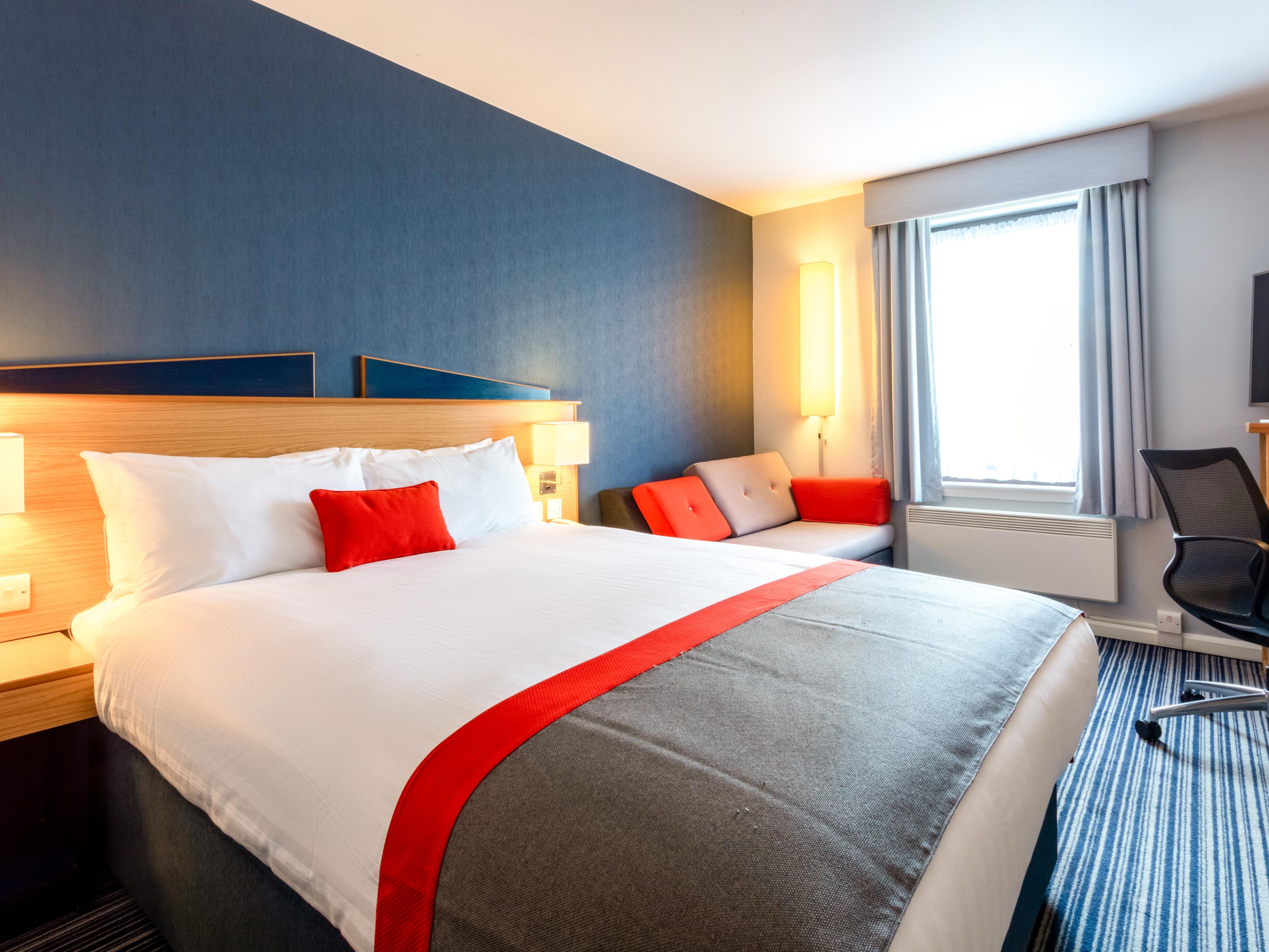 Holiday Inn Express Perth Hotel by IHG