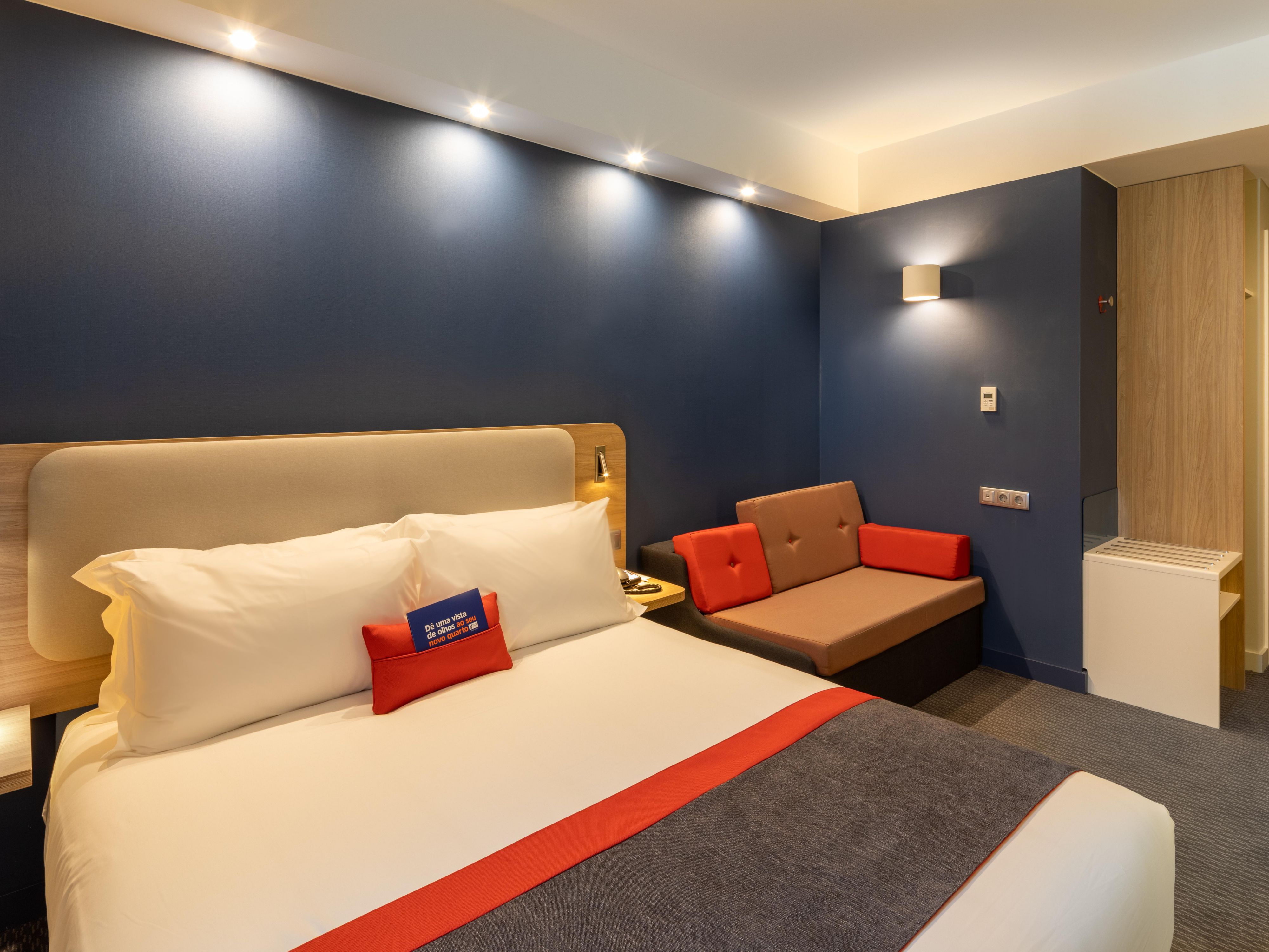 Holiday Inn Express Porto City Centre - Porto,