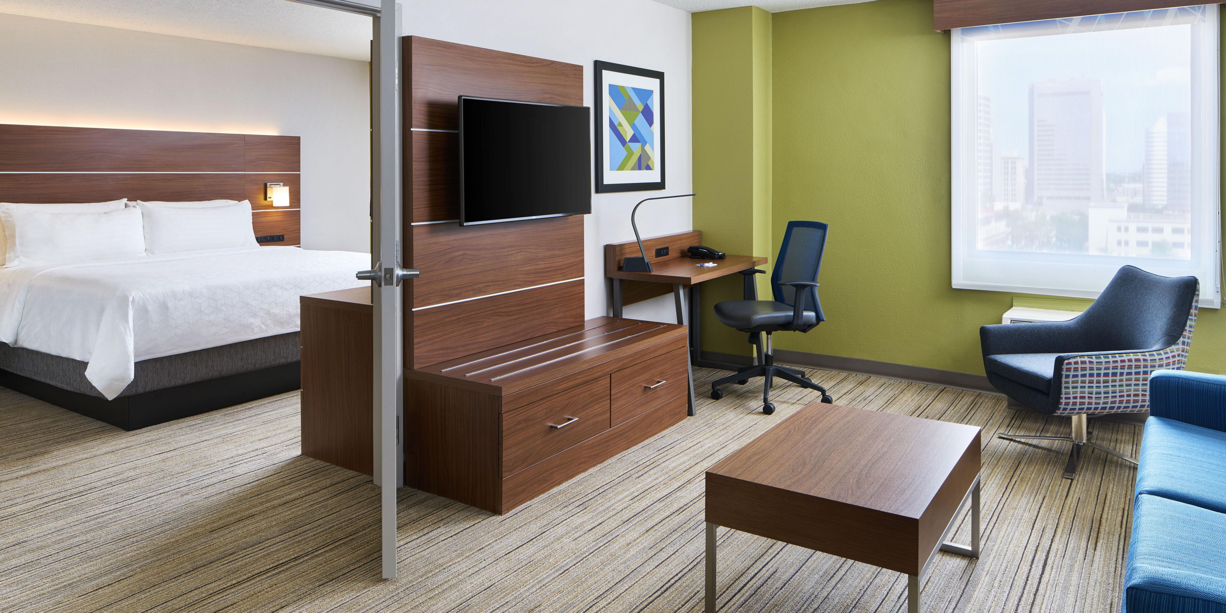 Rooms & Suites