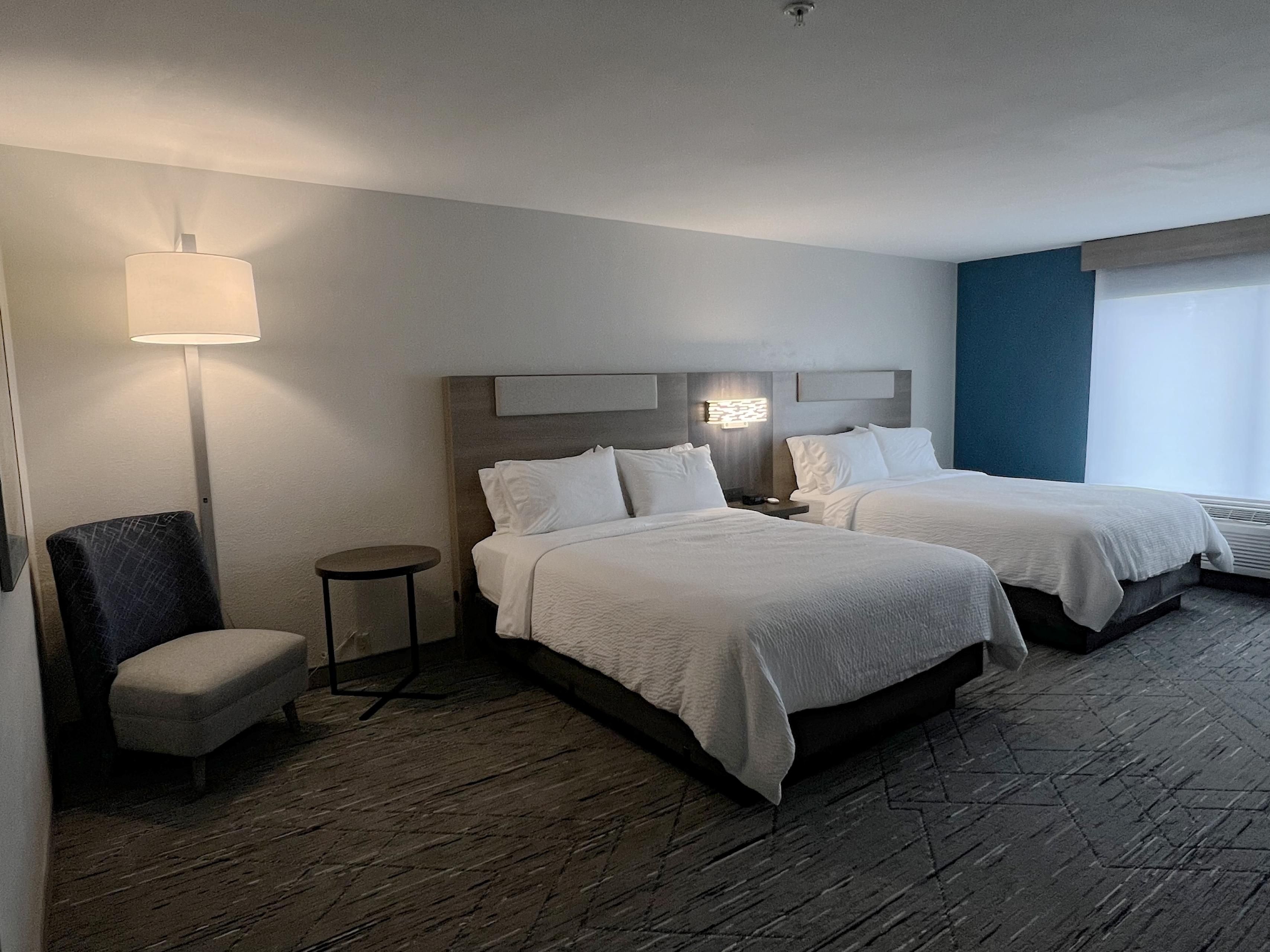 Holiday Inn Express Savannah S I95 - Richmond Hill Guest Room & Suite ...