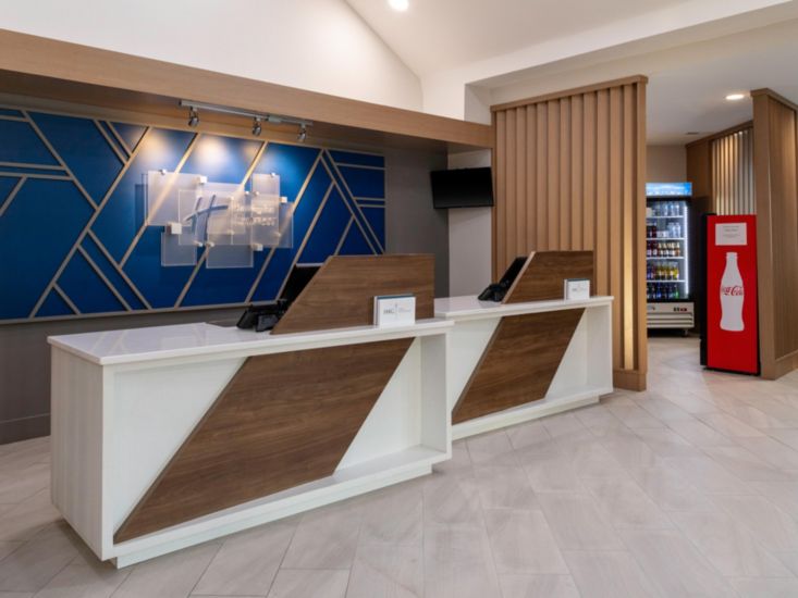 US HOTELS - Redefining American Hospitality