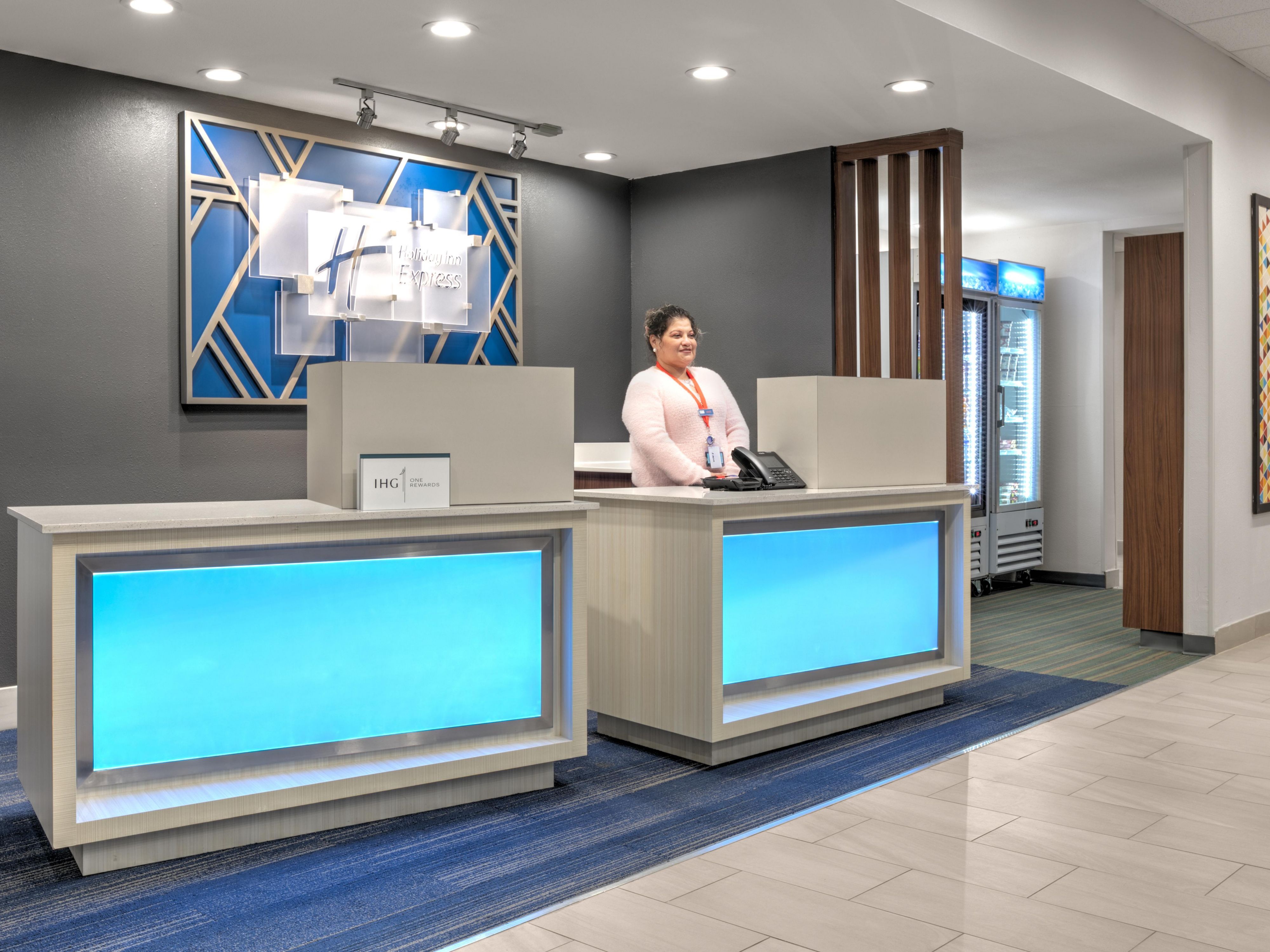 Hotel Specials for Holiday Inn Express San Antonio East – I-10 | San ...