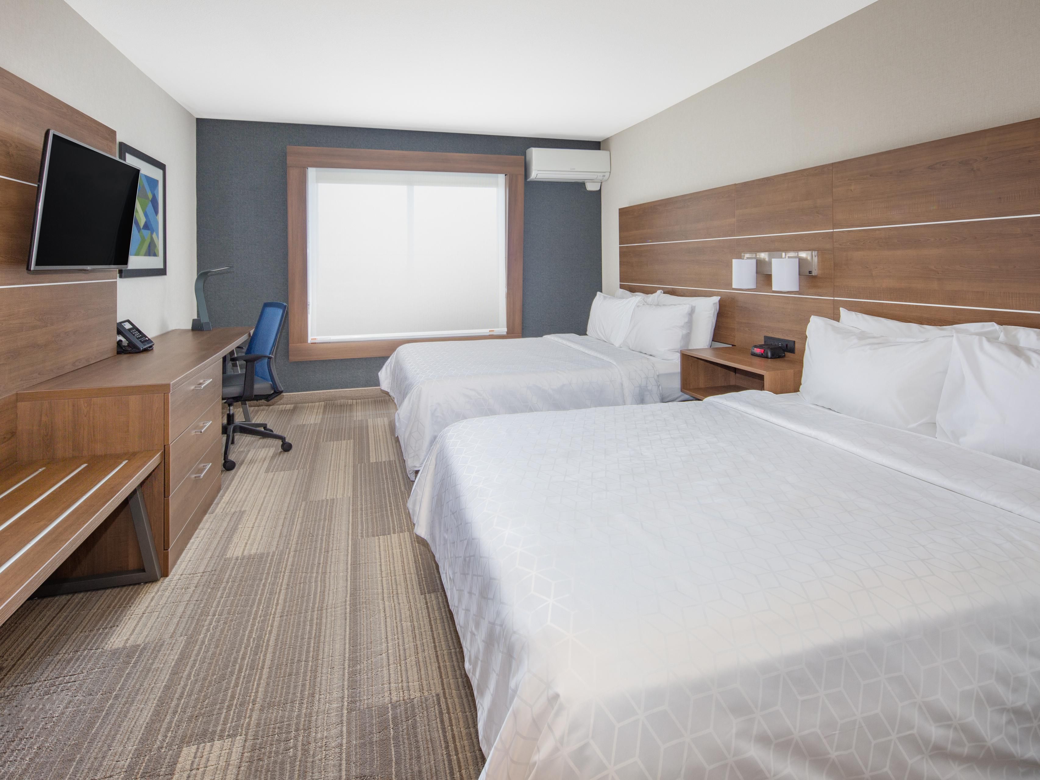 Holiday Inn Express San Diego Airport-Old Town Guest Room & Suite Options