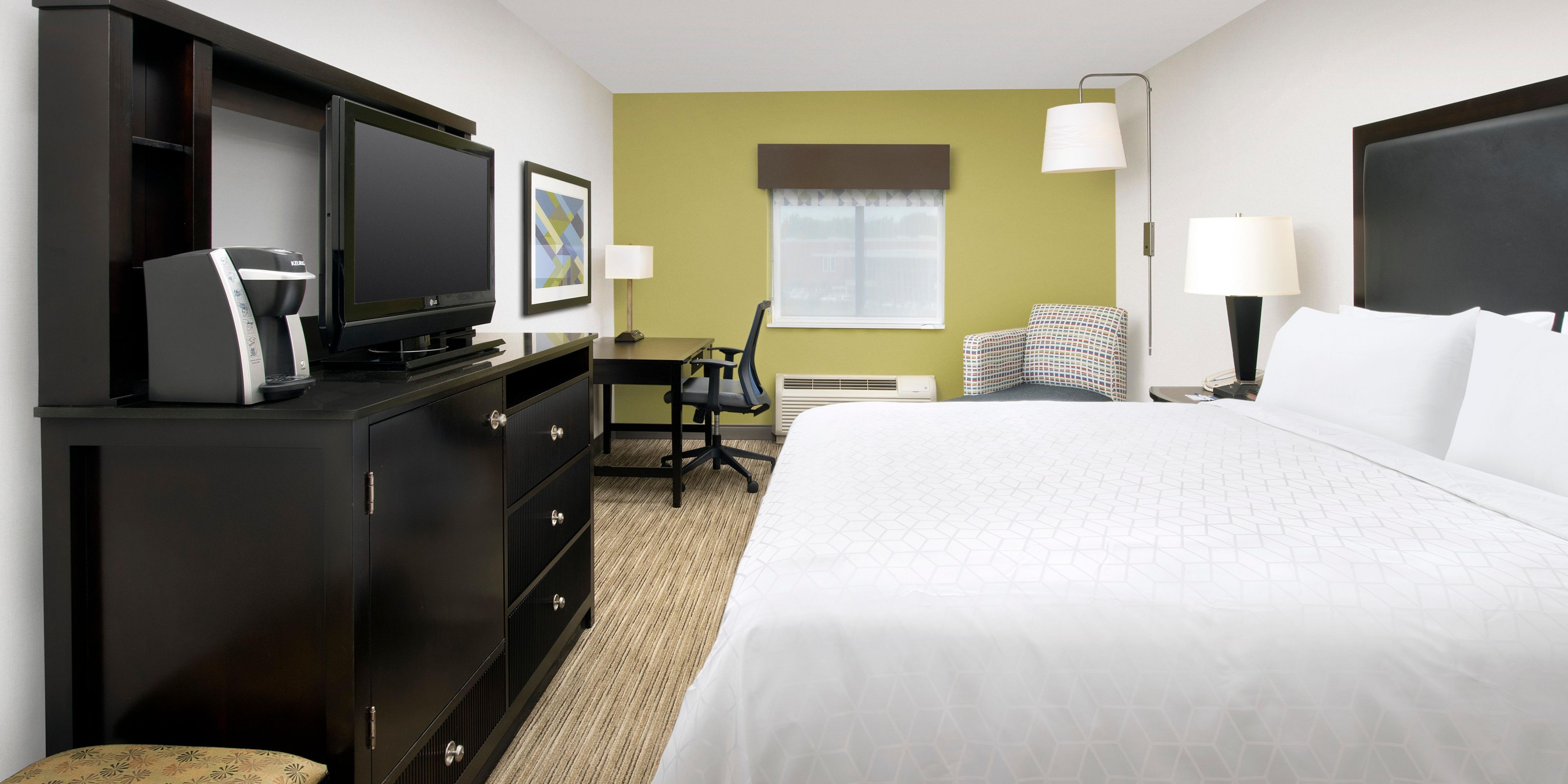 Hotels In Saugus MA With Pool | Holiday Inn Express Saugus (Logan Airport)