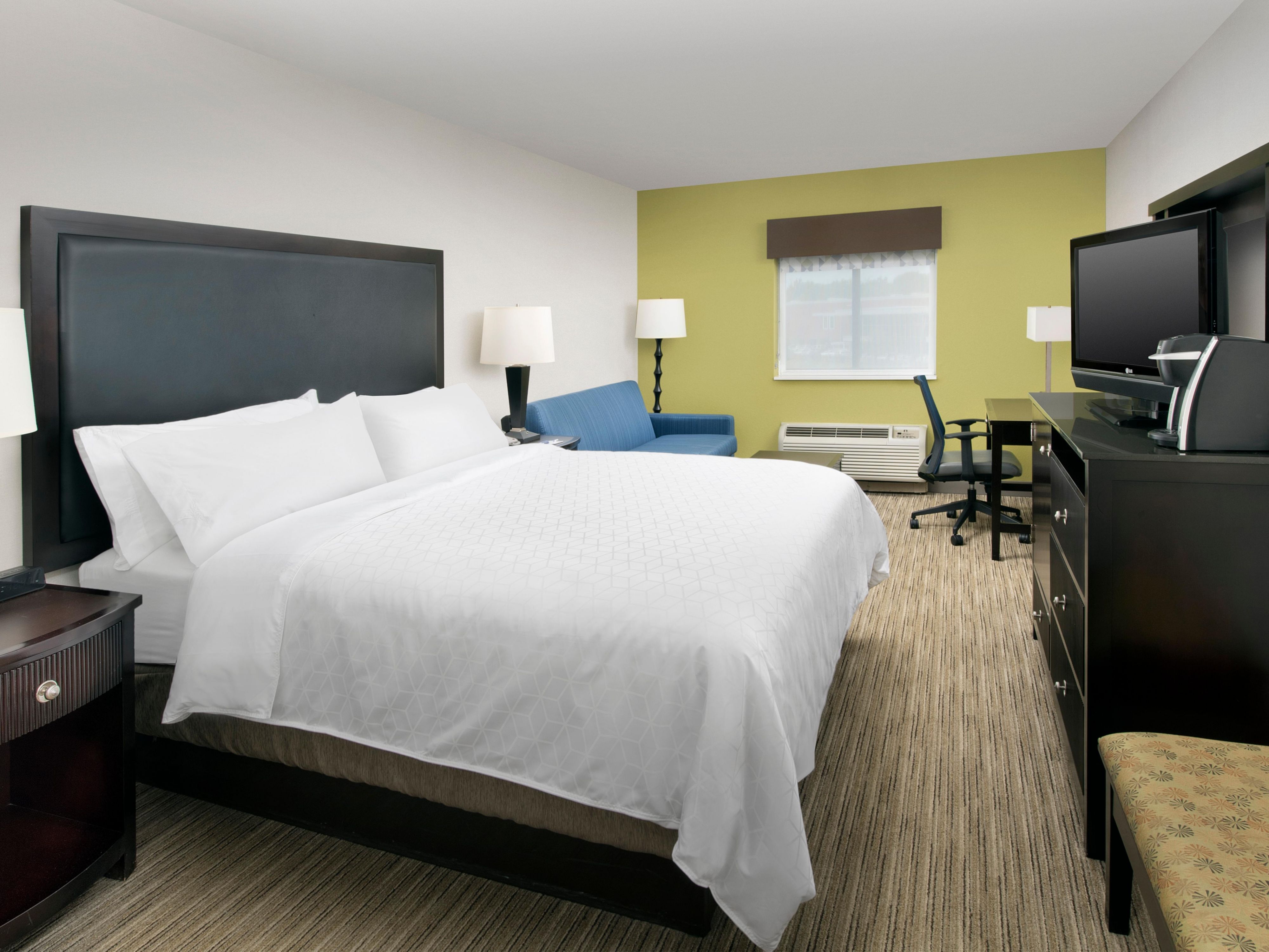 Hotels In Saugus MA With Pool | Holiday Inn Express Saugus (Logan Airport)