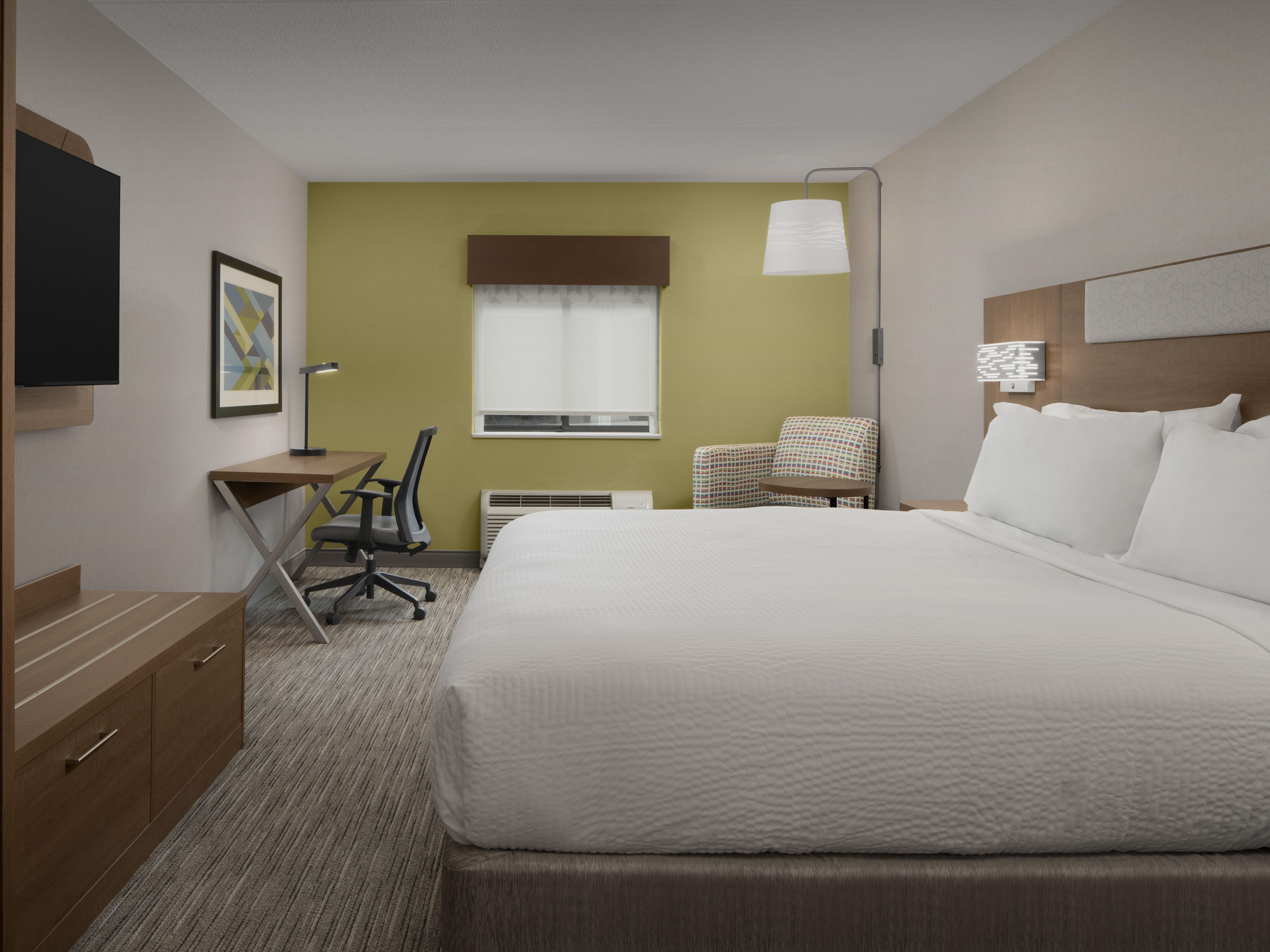 Boston, MA Hotels | Holiday Inn Express Boston - Saugus
