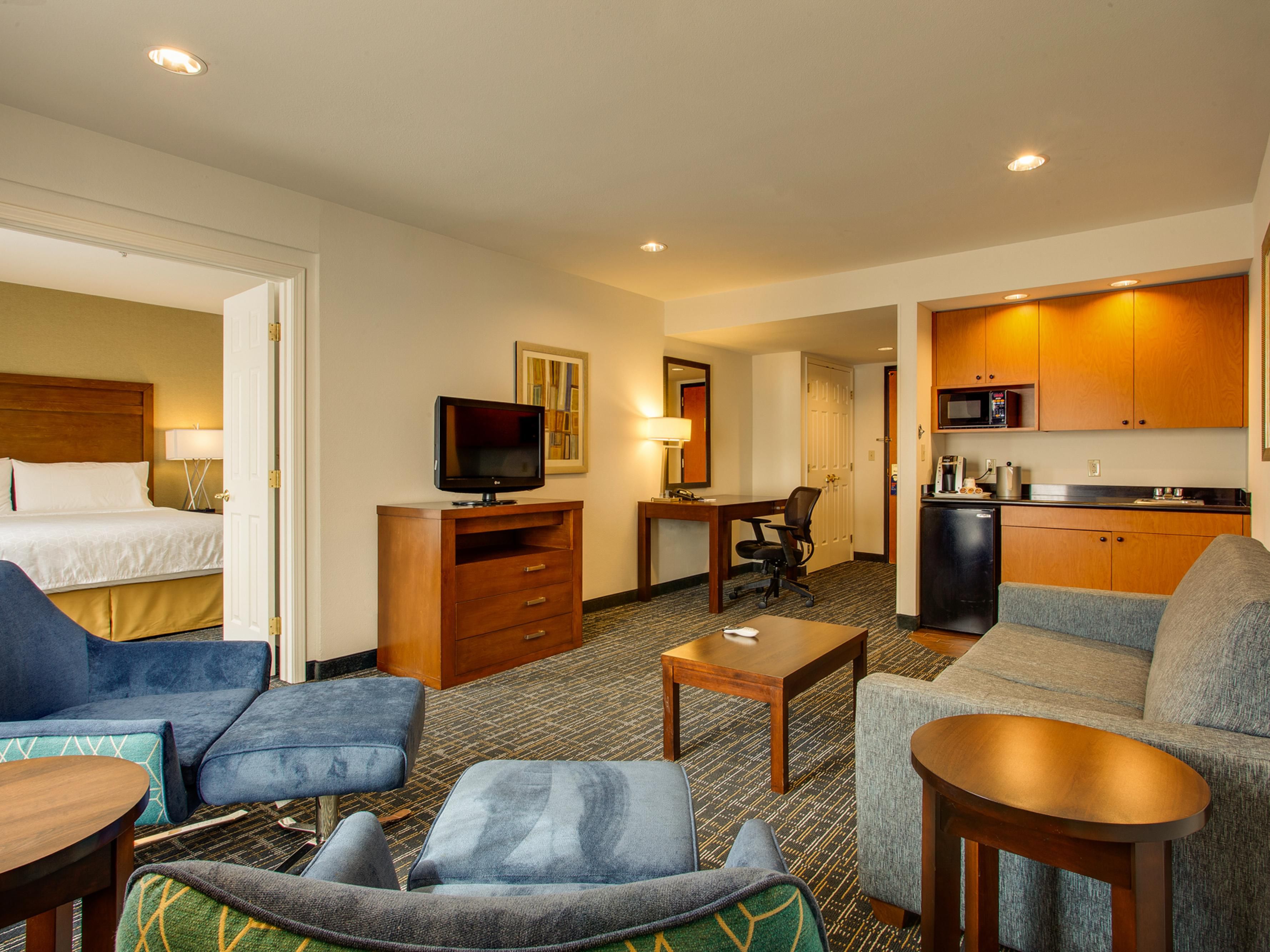 Holiday Inn Express San Francisco-Airport North Guest Room & Suite Options