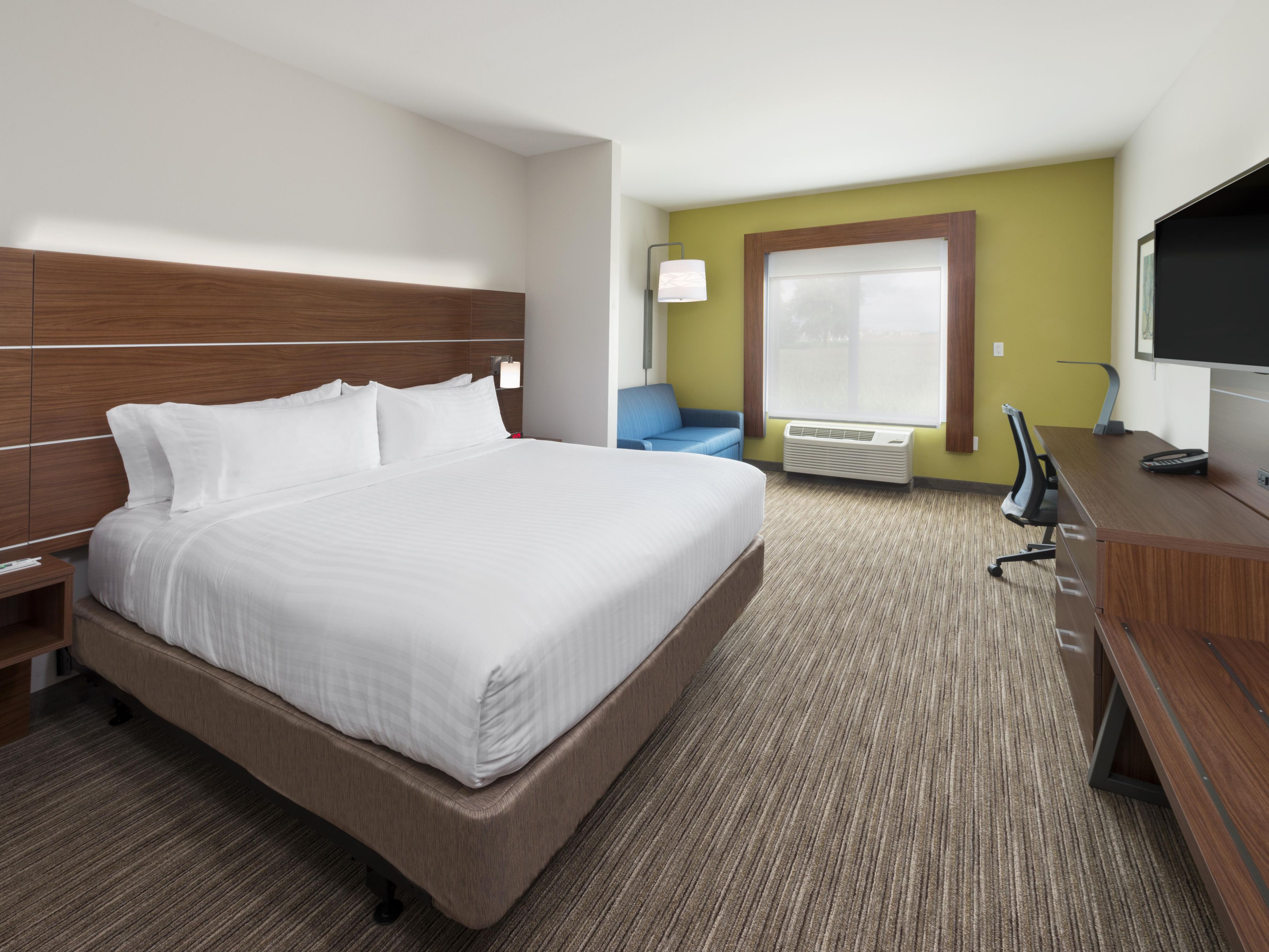 Holiday Inn Express Troy Guest Room & Suite Options