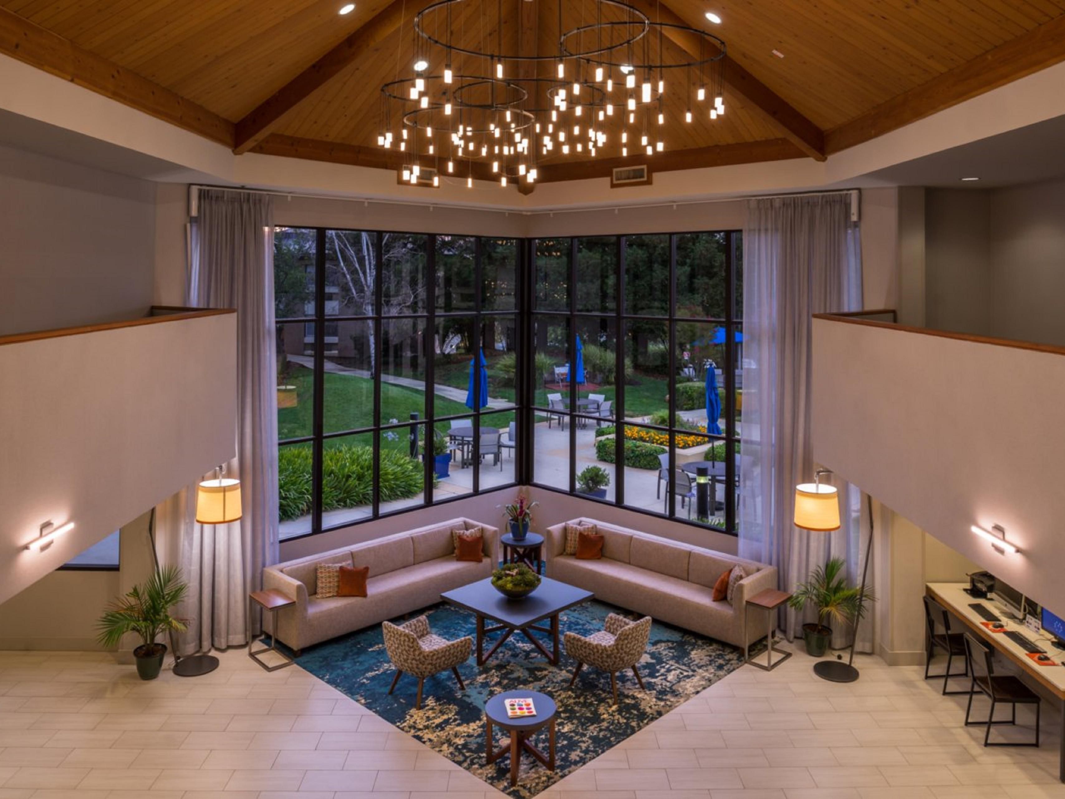 Hotel in Walnut Creek CA | Holiday Inn Express Walnut Creek