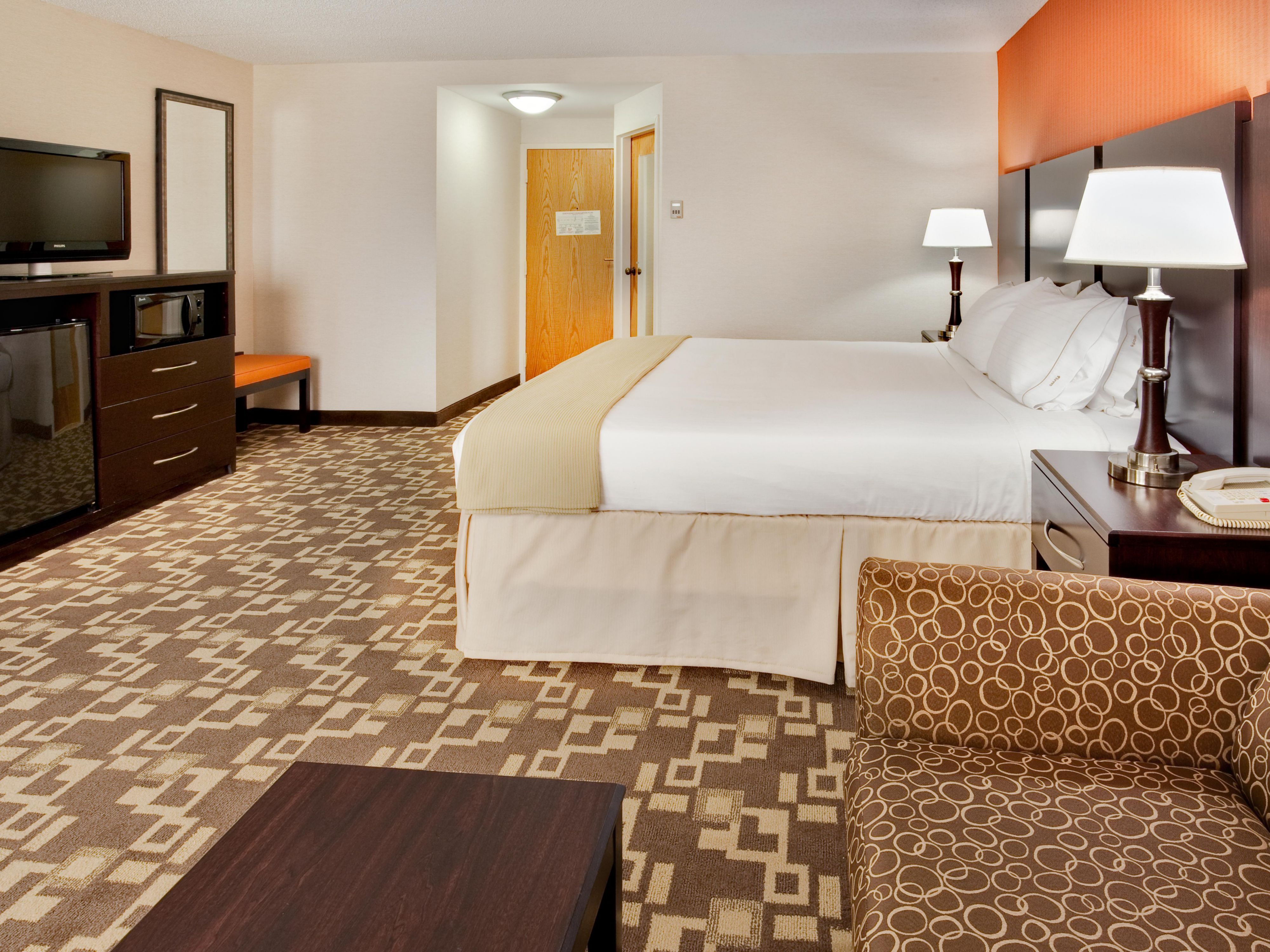 Holiday Inn Express Wilkes Barre East Guest Room & Suite Options