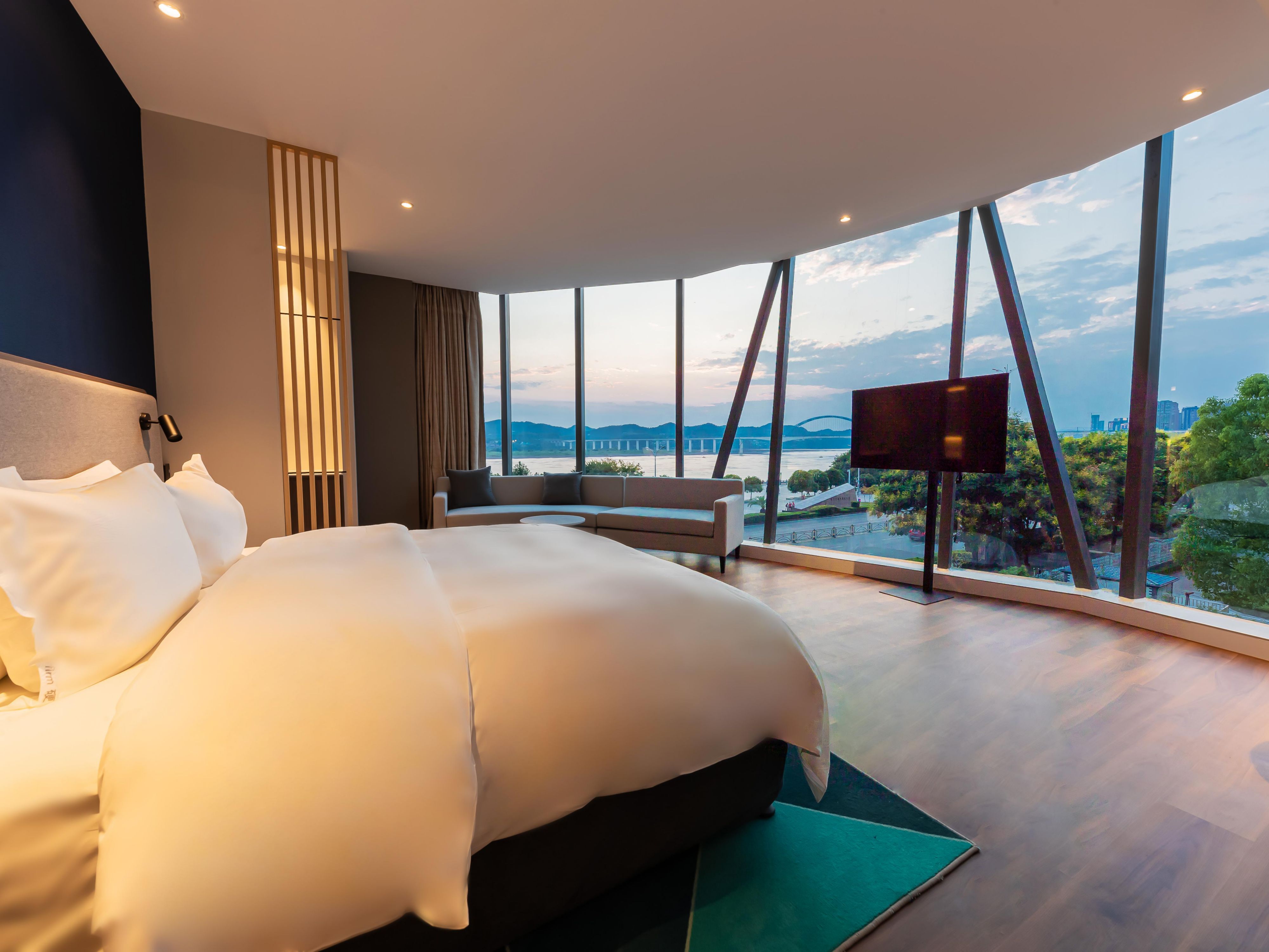 Holiday Inn Express Yichang Riverside - Yichang, Mainland China