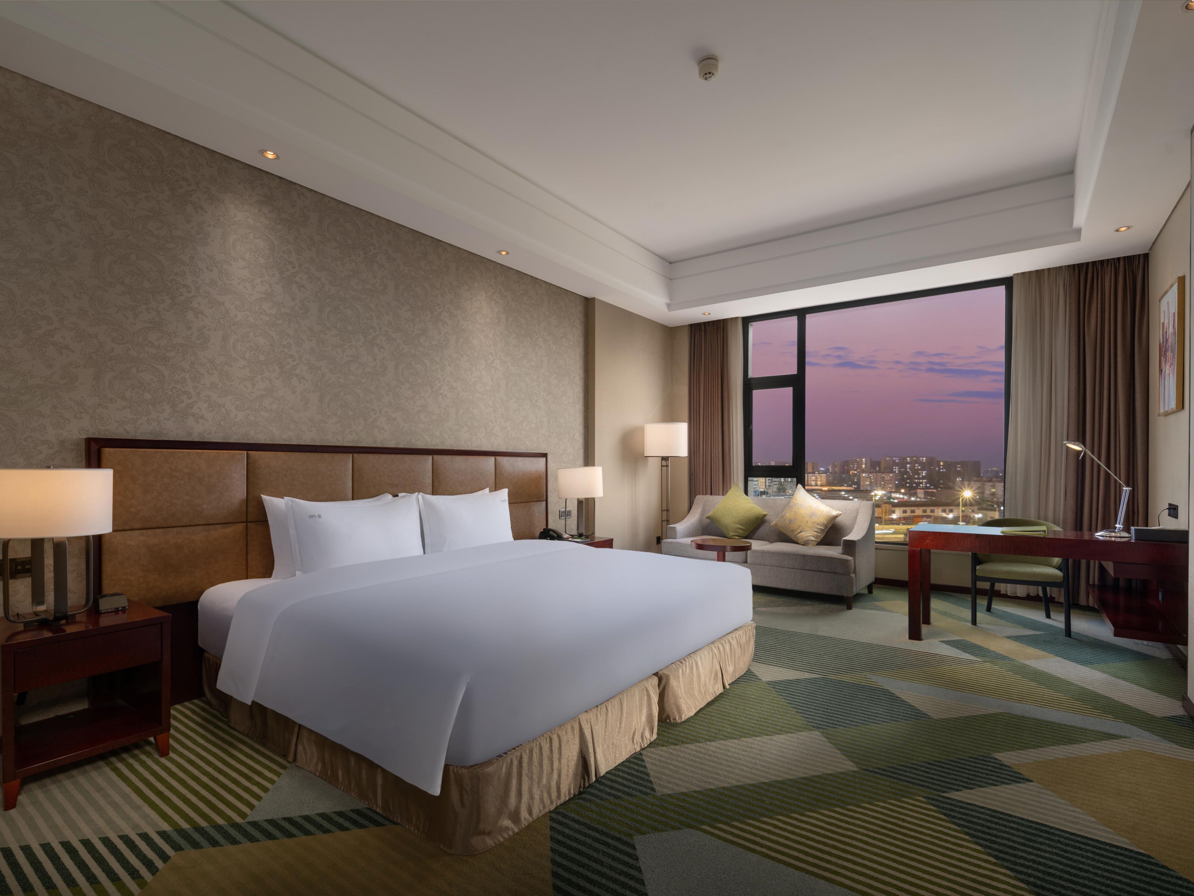 Hotel in Foshan | Holiday Inn Foshan Nanhai Central Hotel