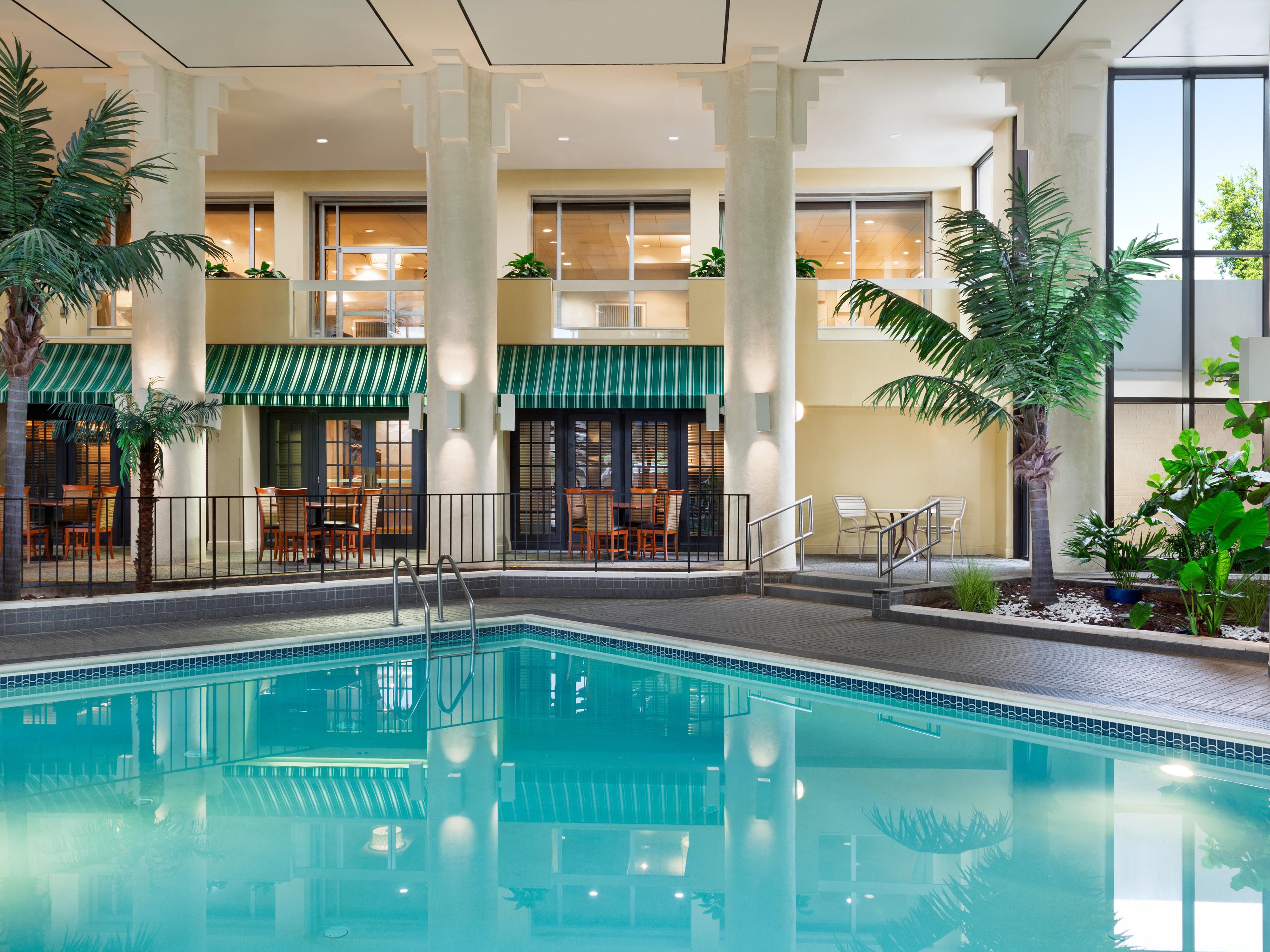 Maryland Hotel with Indoor Pool near Rio Gaithersburg | Holiday Inn ...