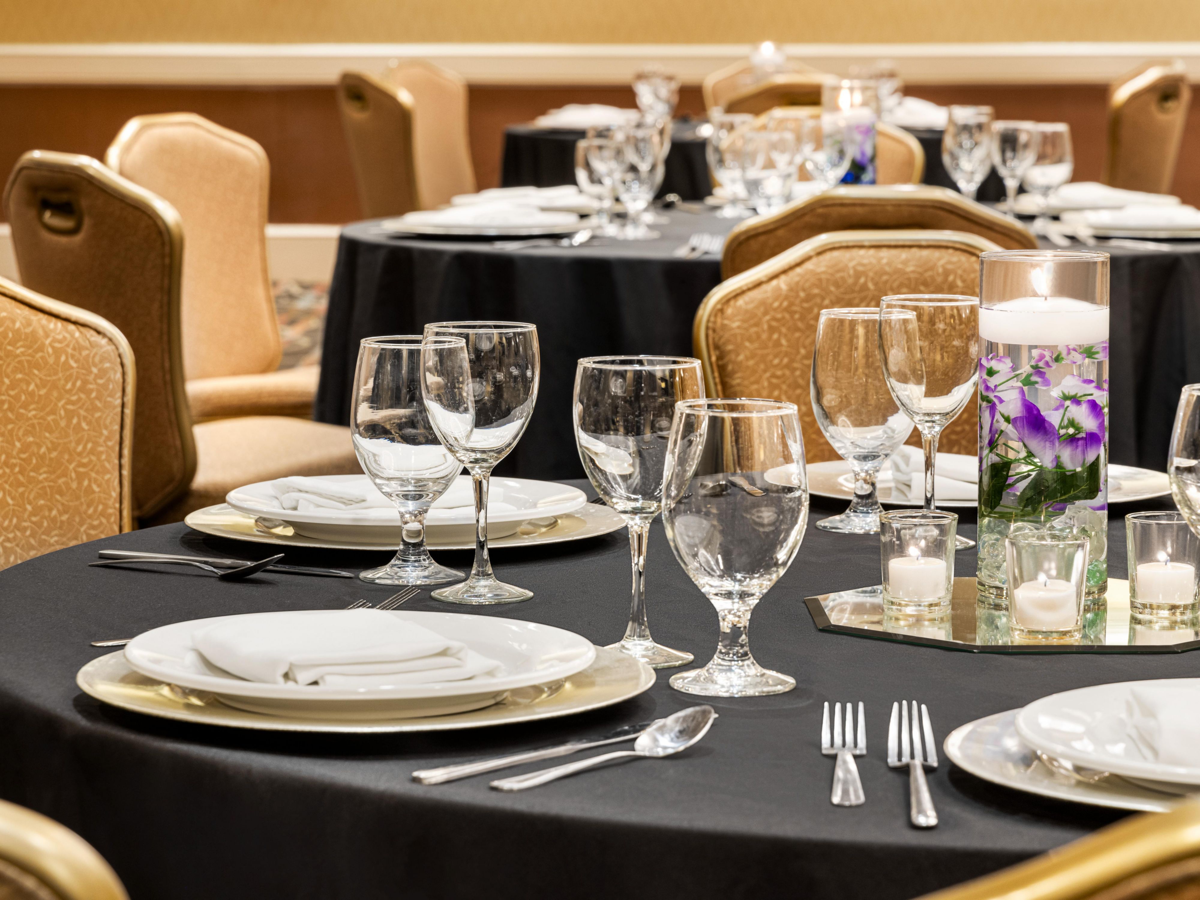 Maryland Hotel with Indoor Pool near Rio Gaithersburg | Holiday Inn ...