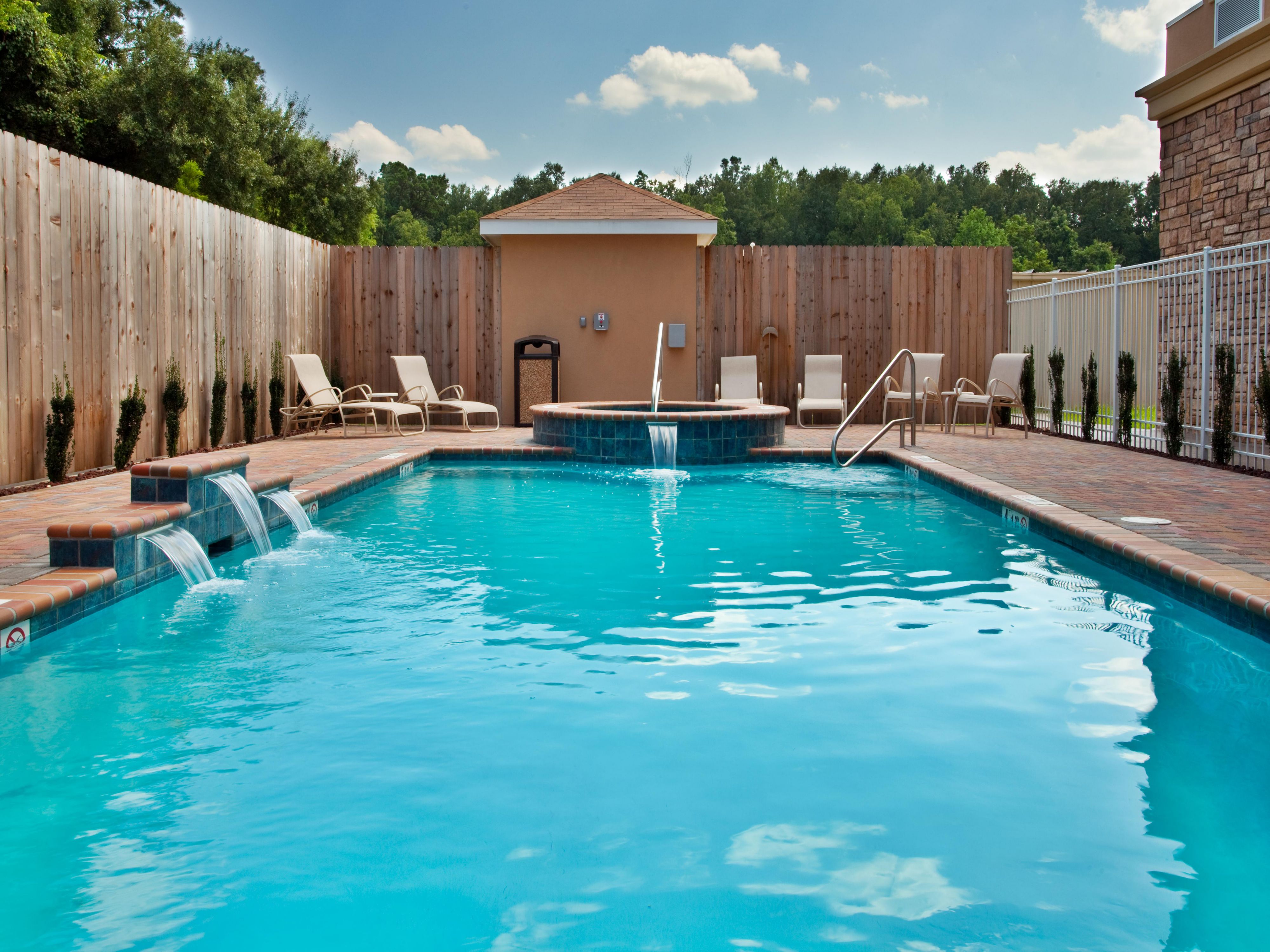 Holiday Inn Hammond - Free Internet & More