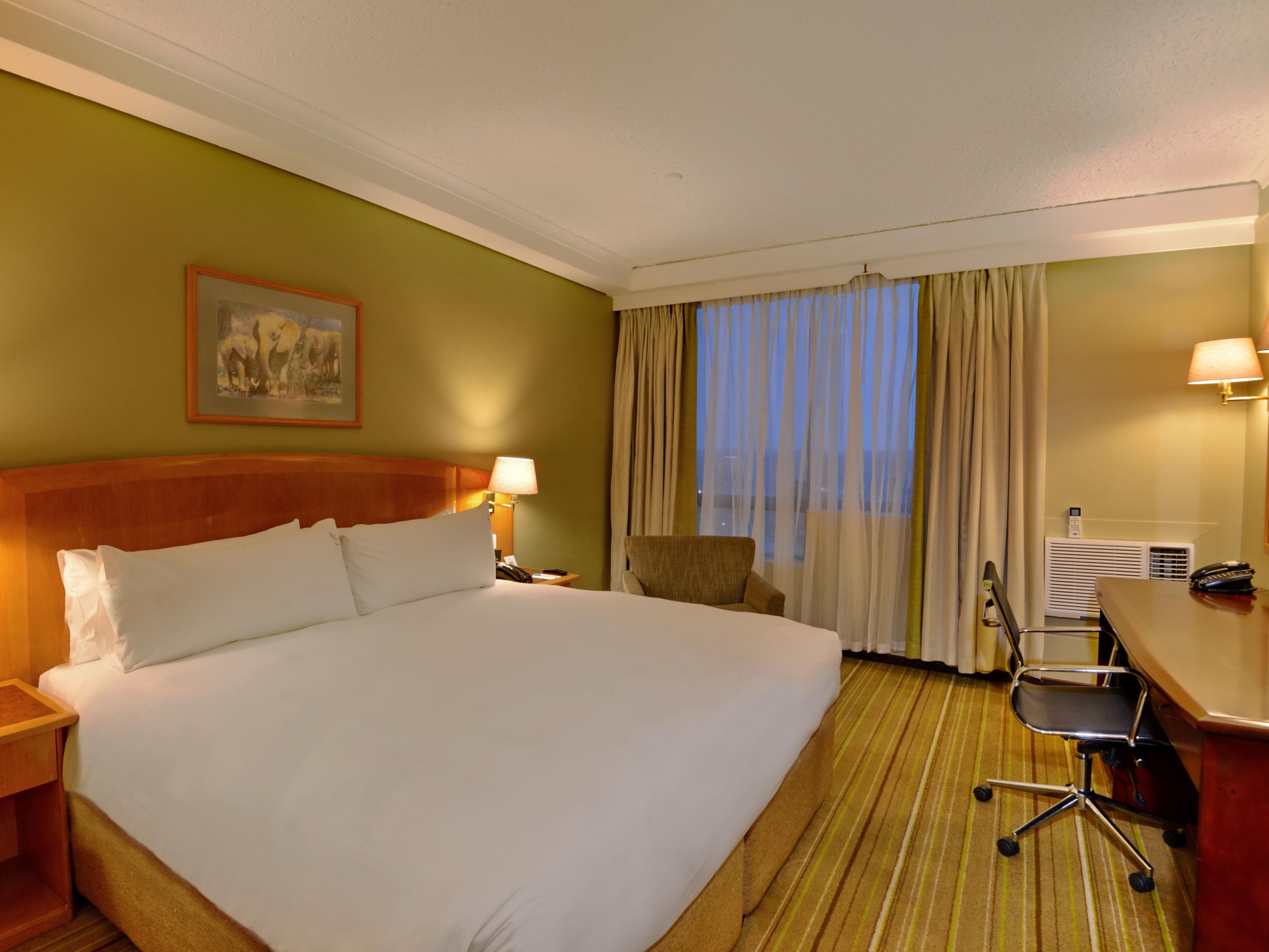 Hotel in Harare | Holiday Inn Harare Hotel