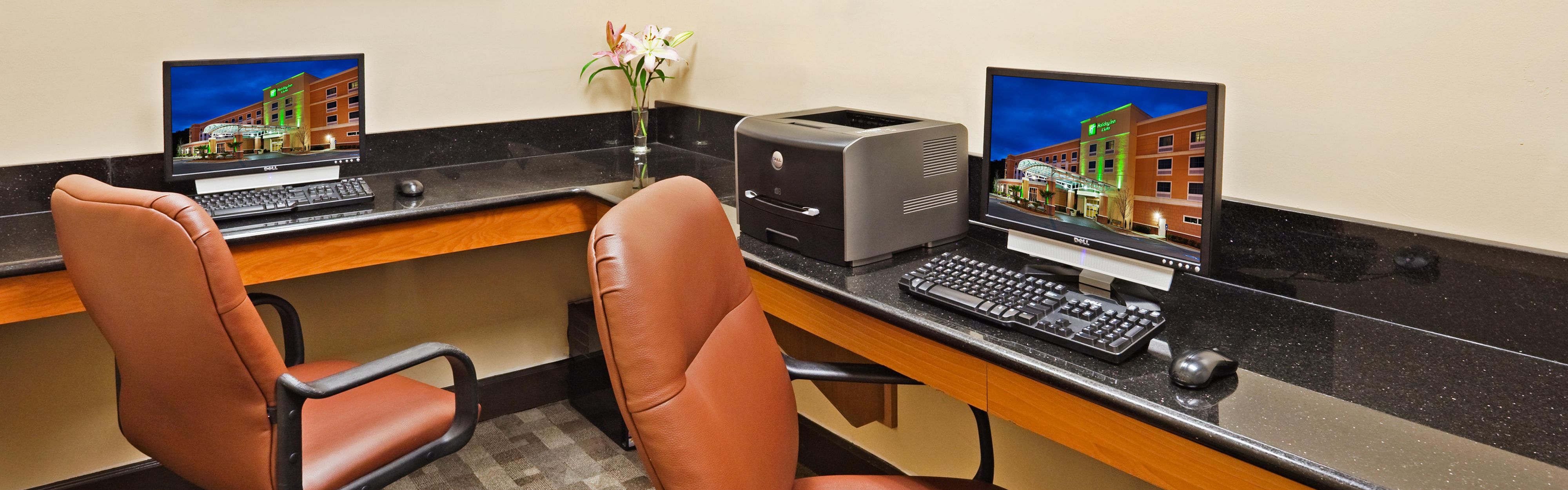 Holiday Inn Hotel & Suites Beaufort @ Highway 21 - Free Internet & More