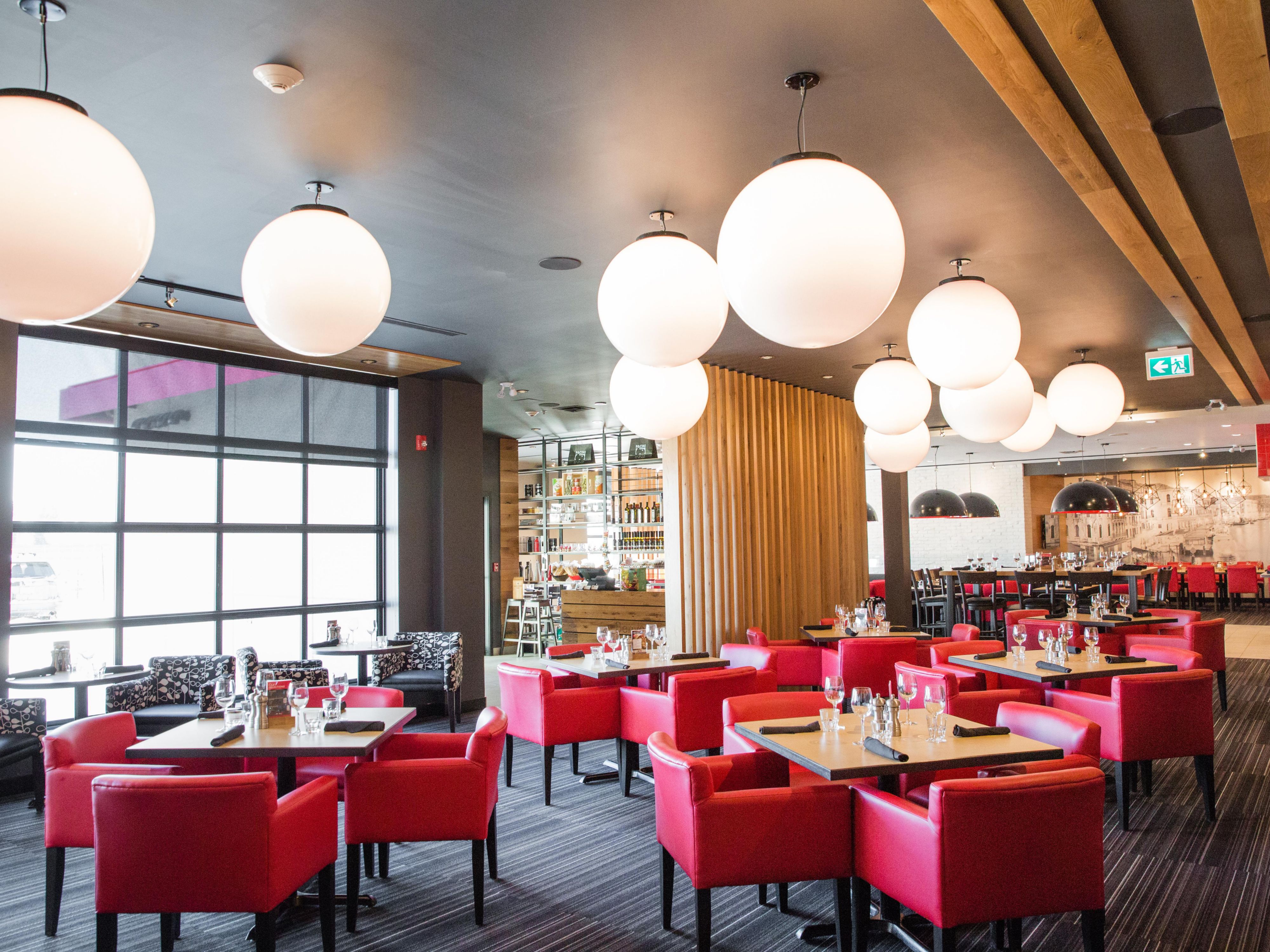 Calgary Hotels | Holiday Inn & Suites Calgary South - Conference Ctr